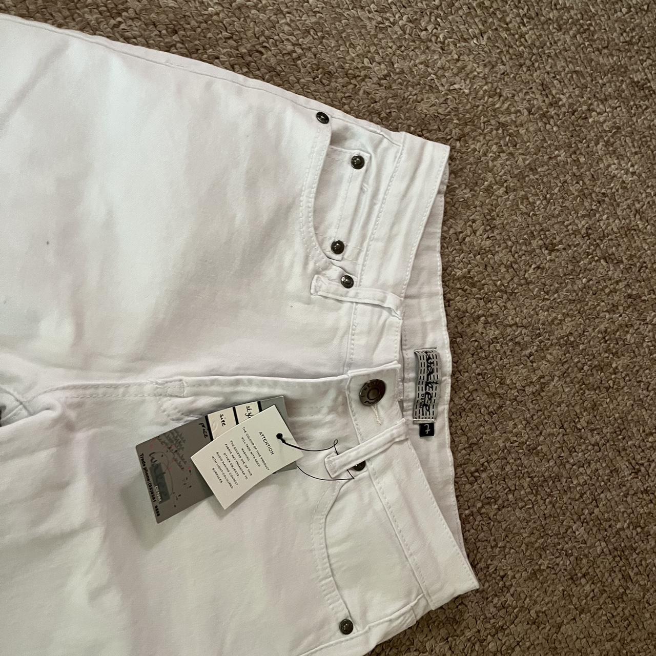 Wakee denim white jeans Size 7 - Depop