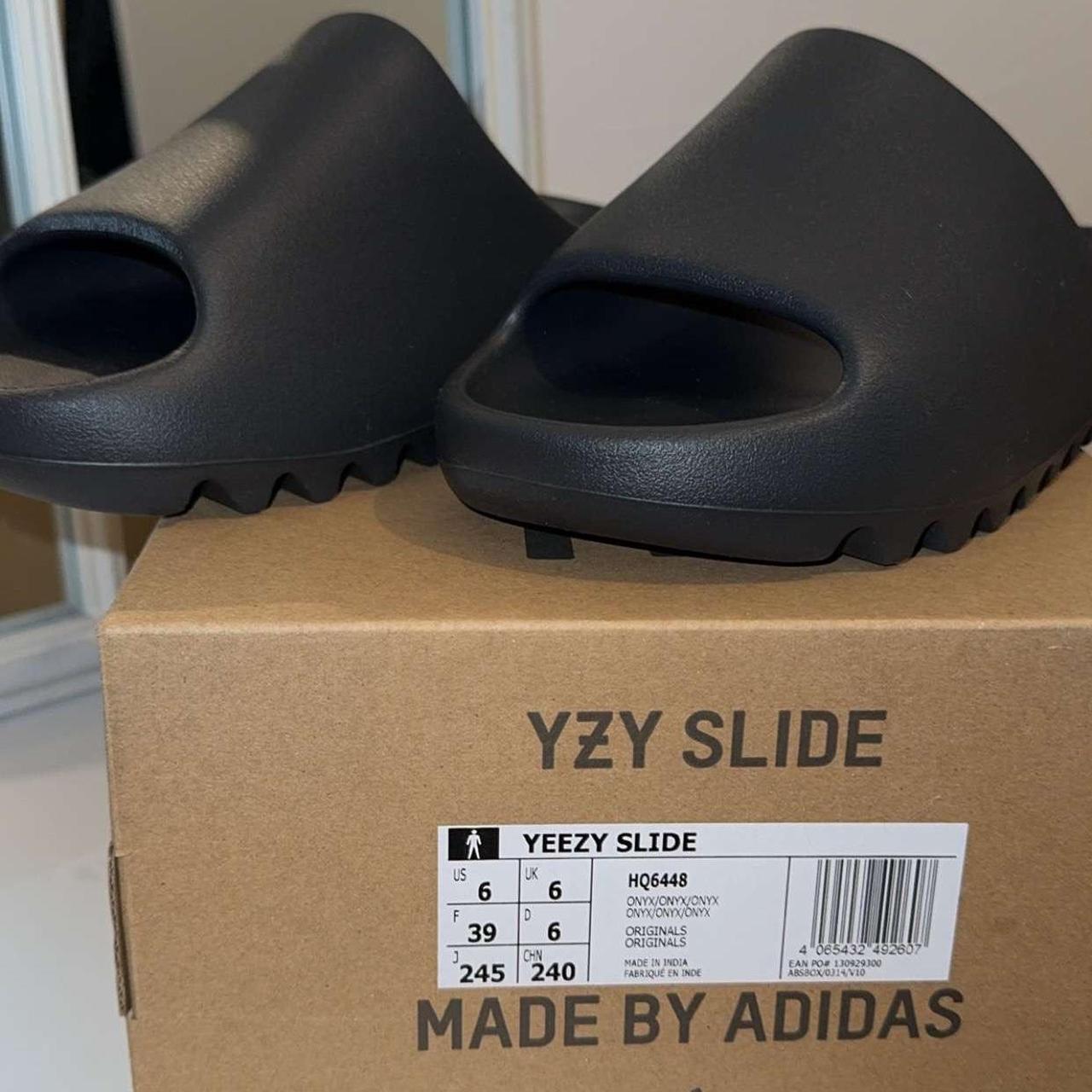 YEEZY Sliders Brand new with box Size 6 - Depop
