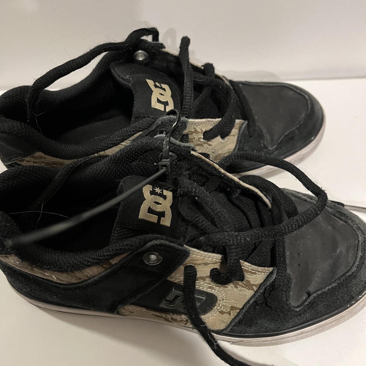 Black and camo DC Shoes streetwear trainers - Depop