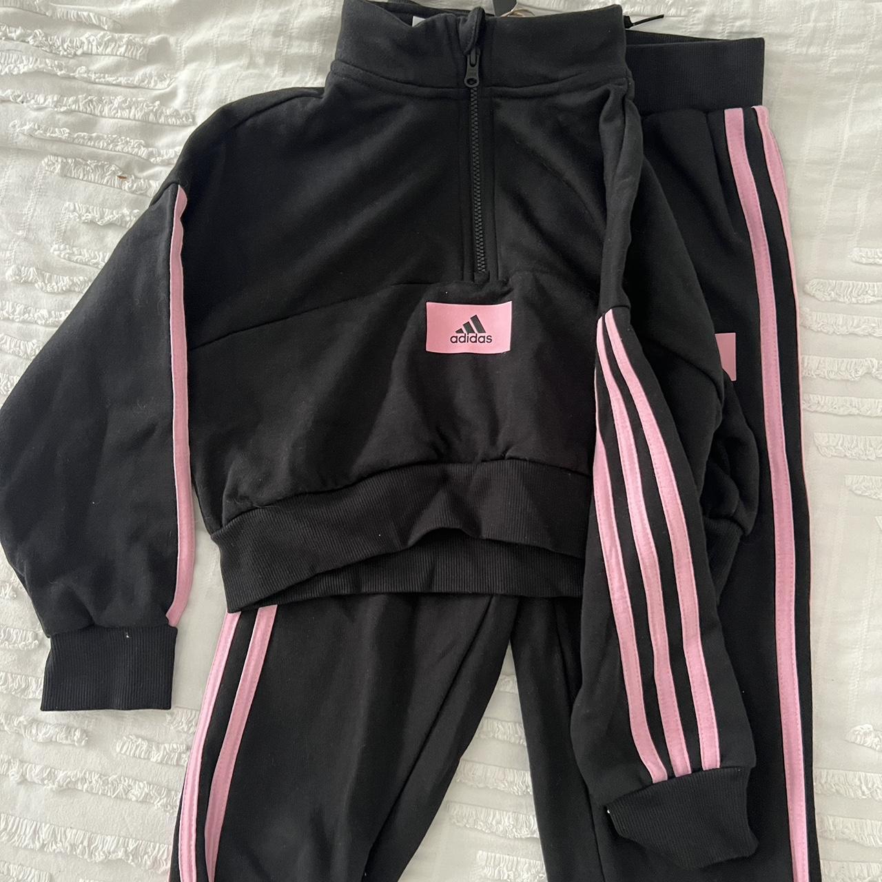 Brand New Girls Adidas Tracksuit - size 5-6 years - Depop