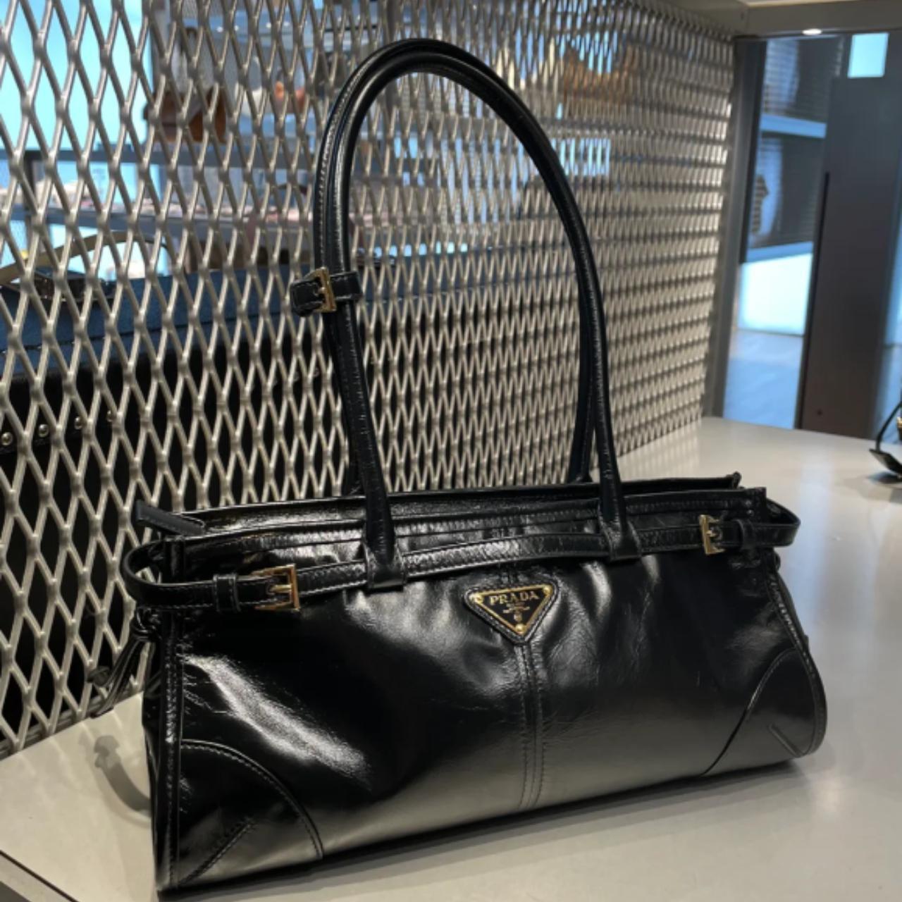 super low-key bag， - Depop