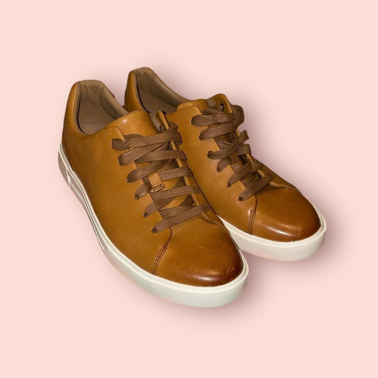 Clarks Tan and brown leather shoes #trainers Size 9.5 - Depop