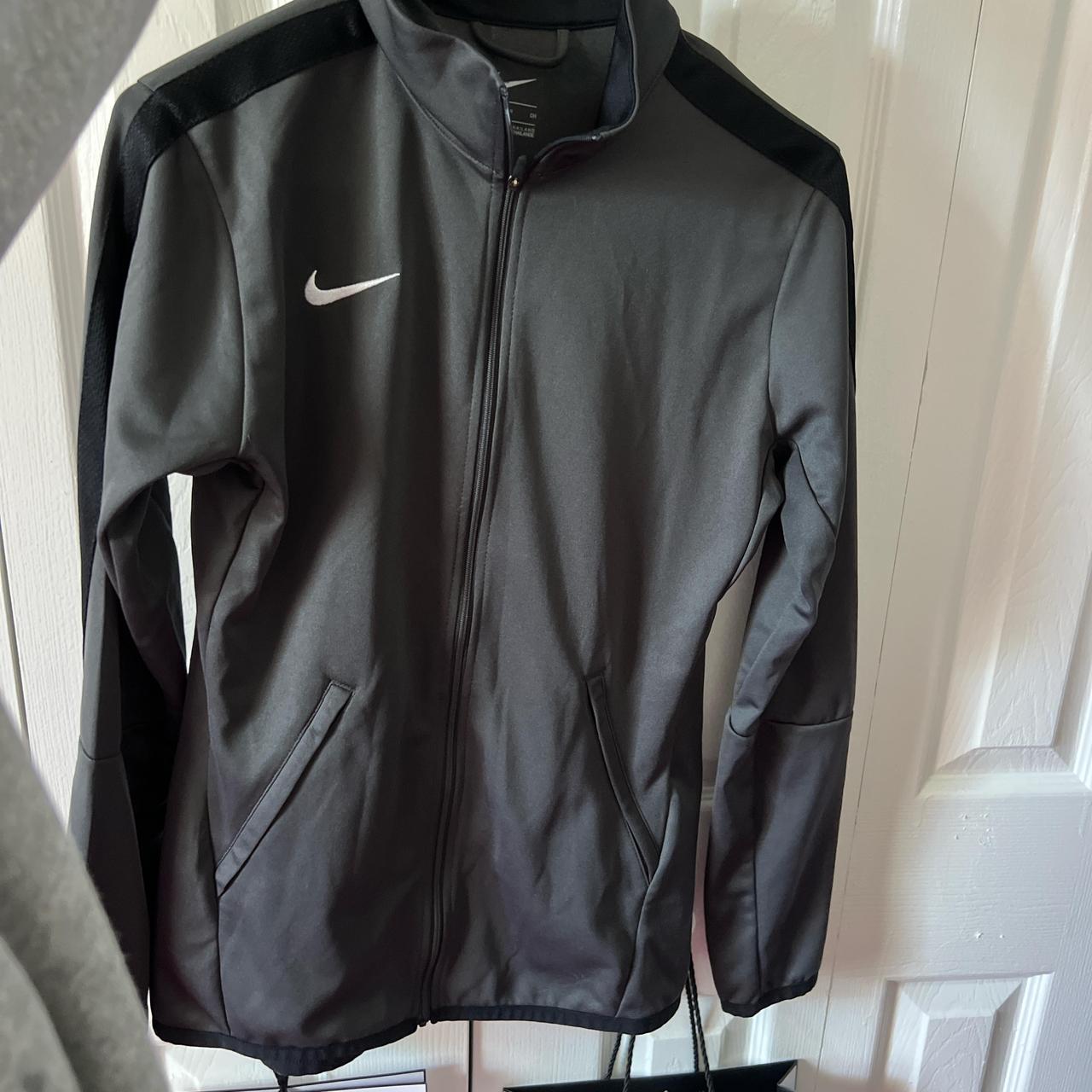 NIKE women size small jacket, worn only once, no... - Depop