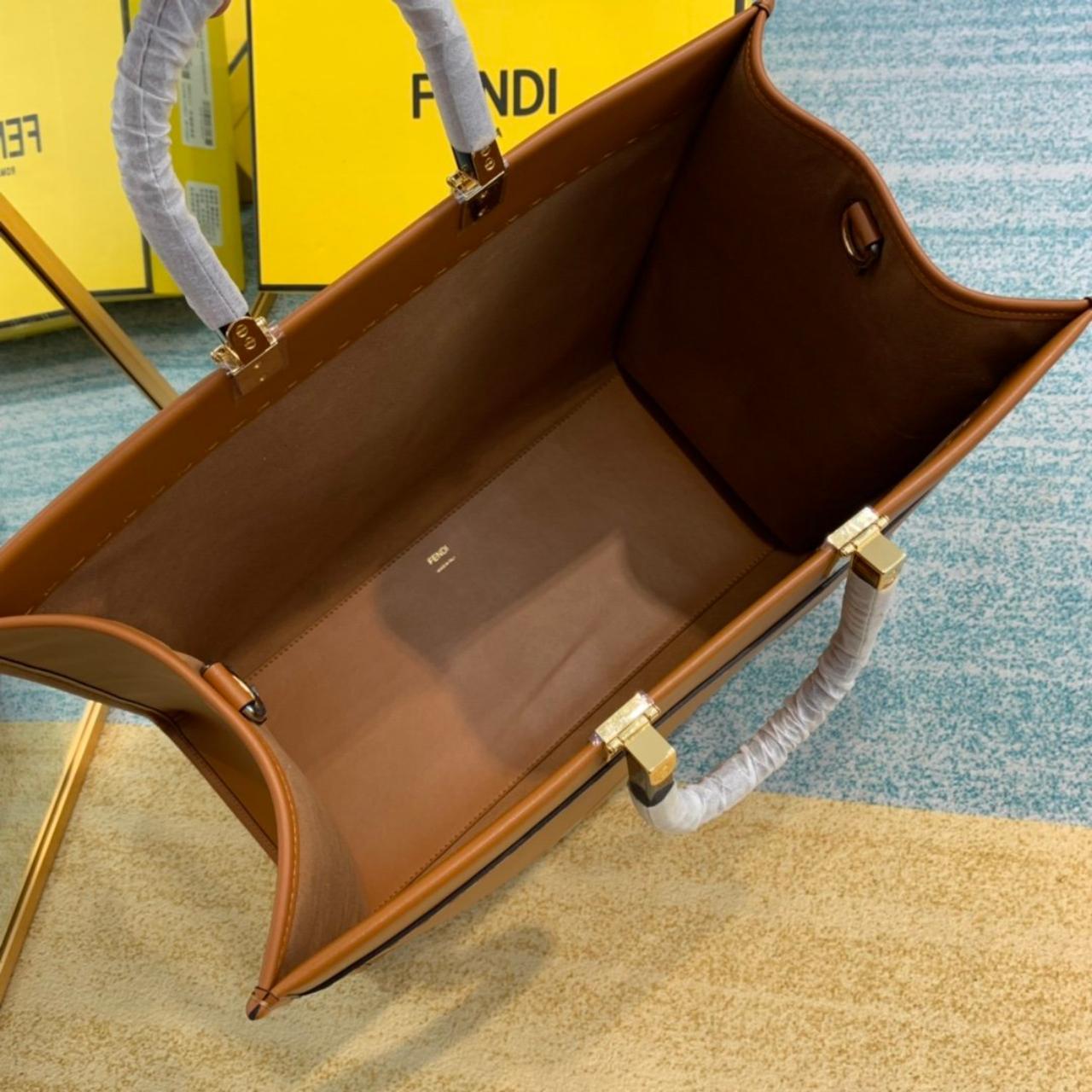 Fendi Sunshine Medium Tote Bag Brown ... - Depop