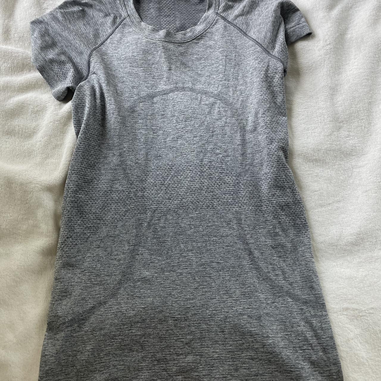 Grey lululemon swiftly tech top - Depop