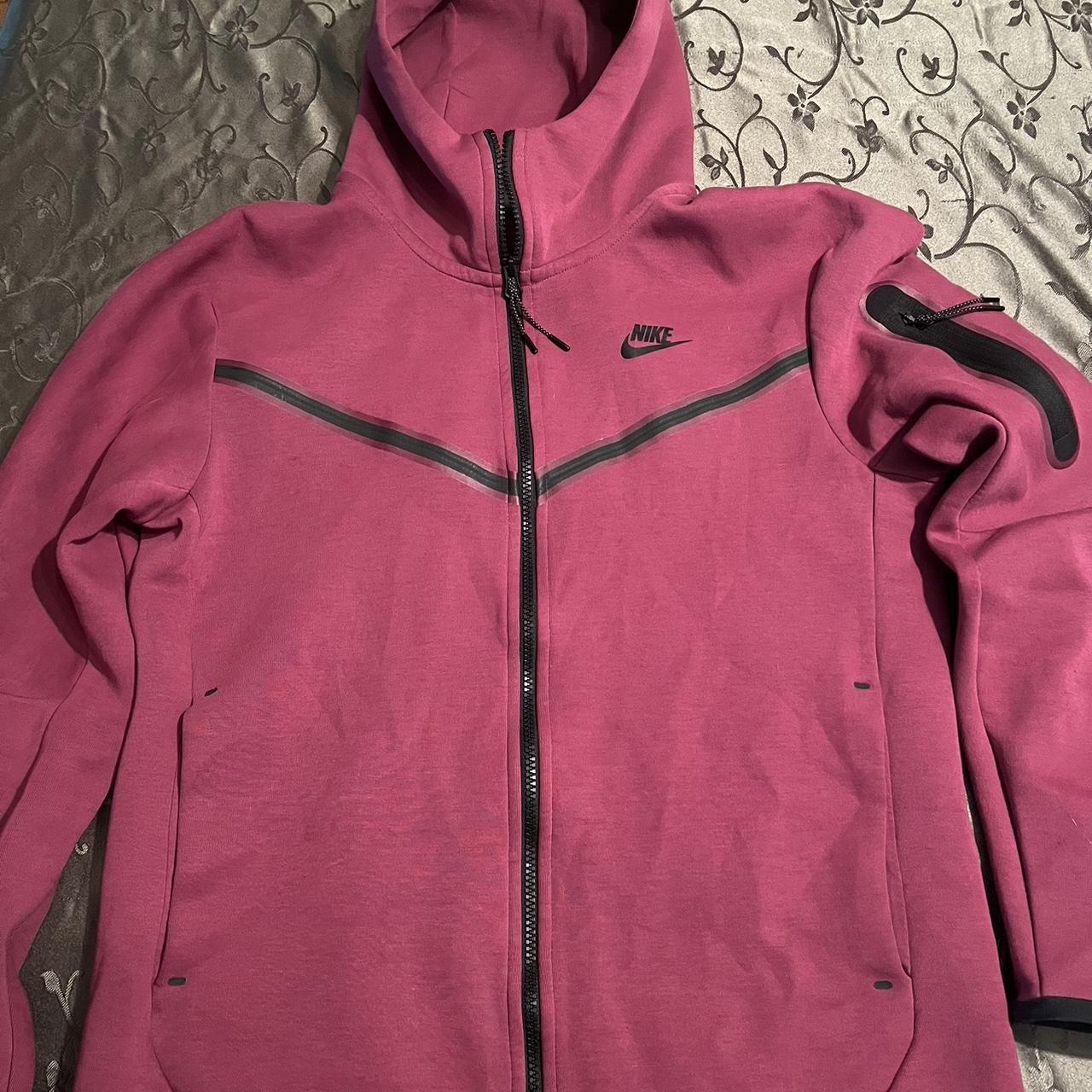 Rosewood Black Nike Tech - Depop