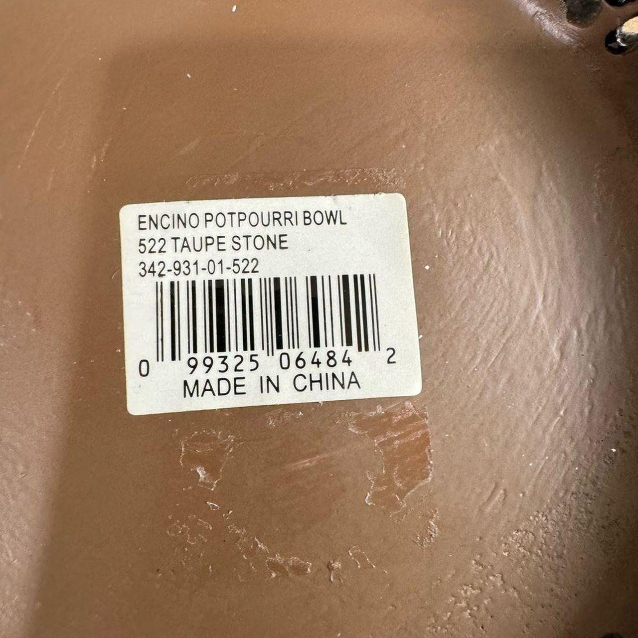 Questions? Leave a comment below! 9 inches round 3... - Depop