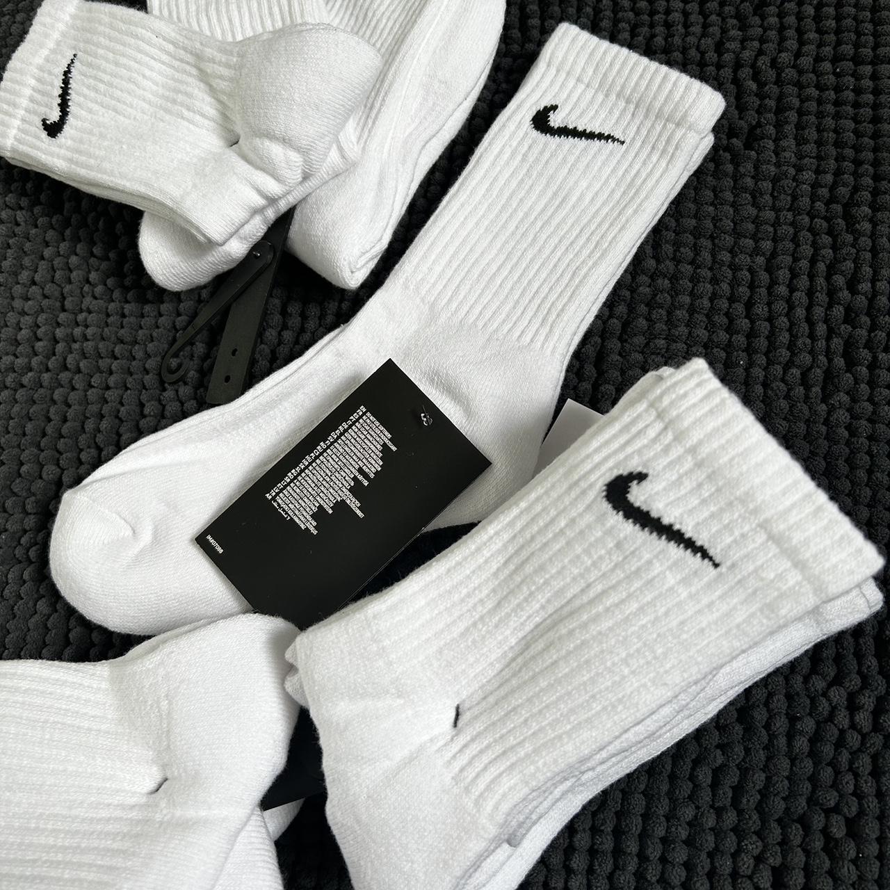 Nike everyday classic white black cushioned socks... - Depop