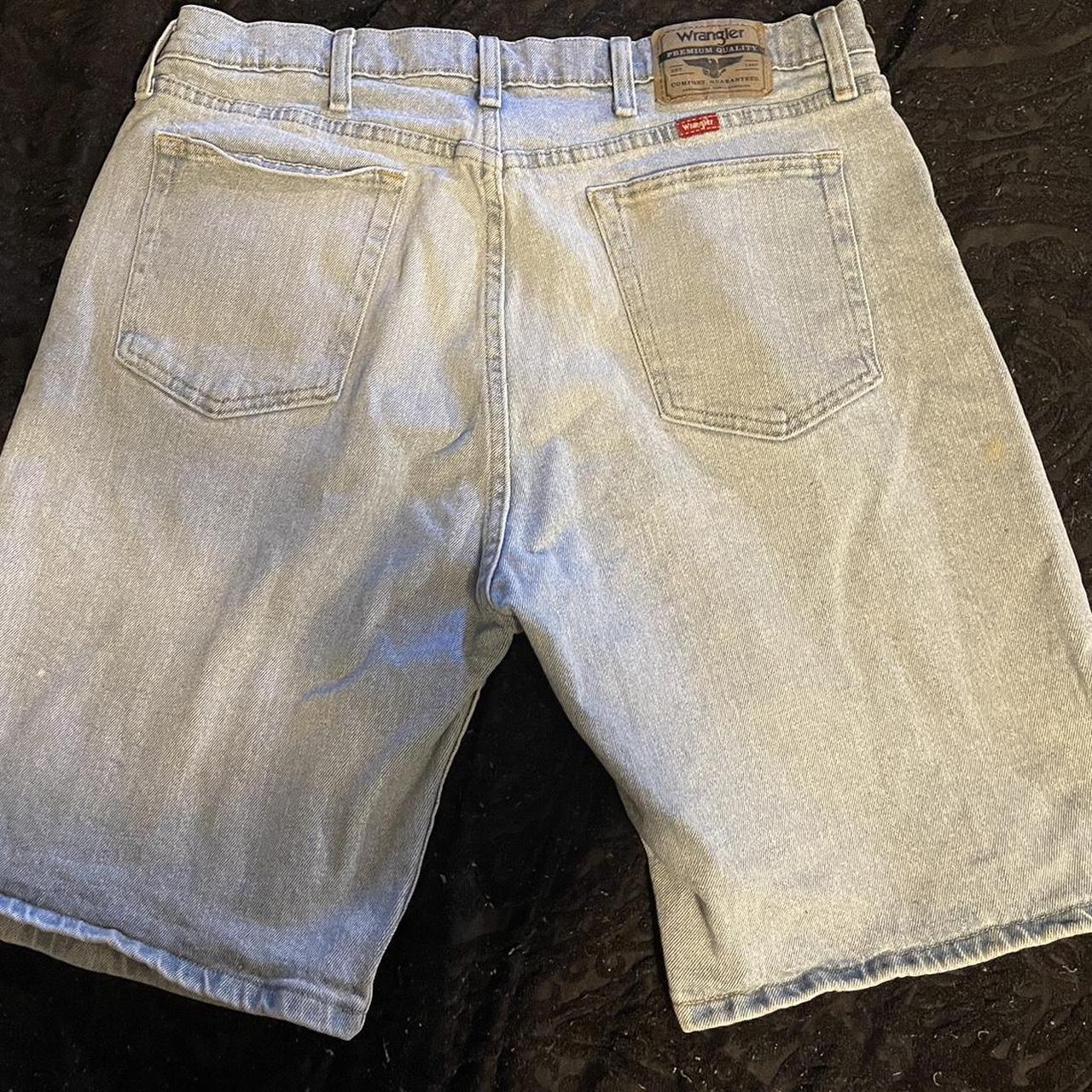 Wrangler light blue Jorts size 36 - Depop