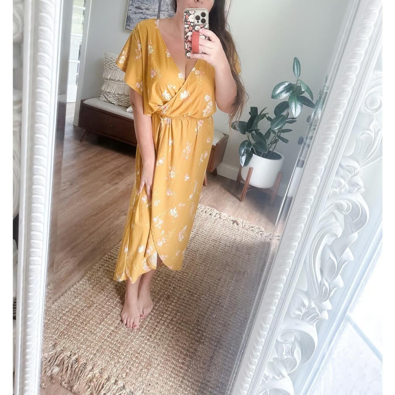 New Golden floral flirty flutter wrap + tie waist... - Depop