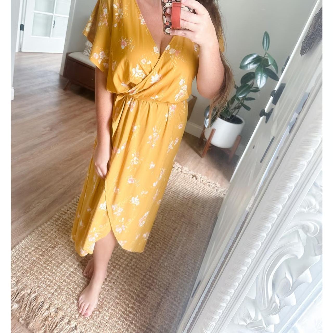 New Golden floral flirty flutter wrap + tie waist... - Depop