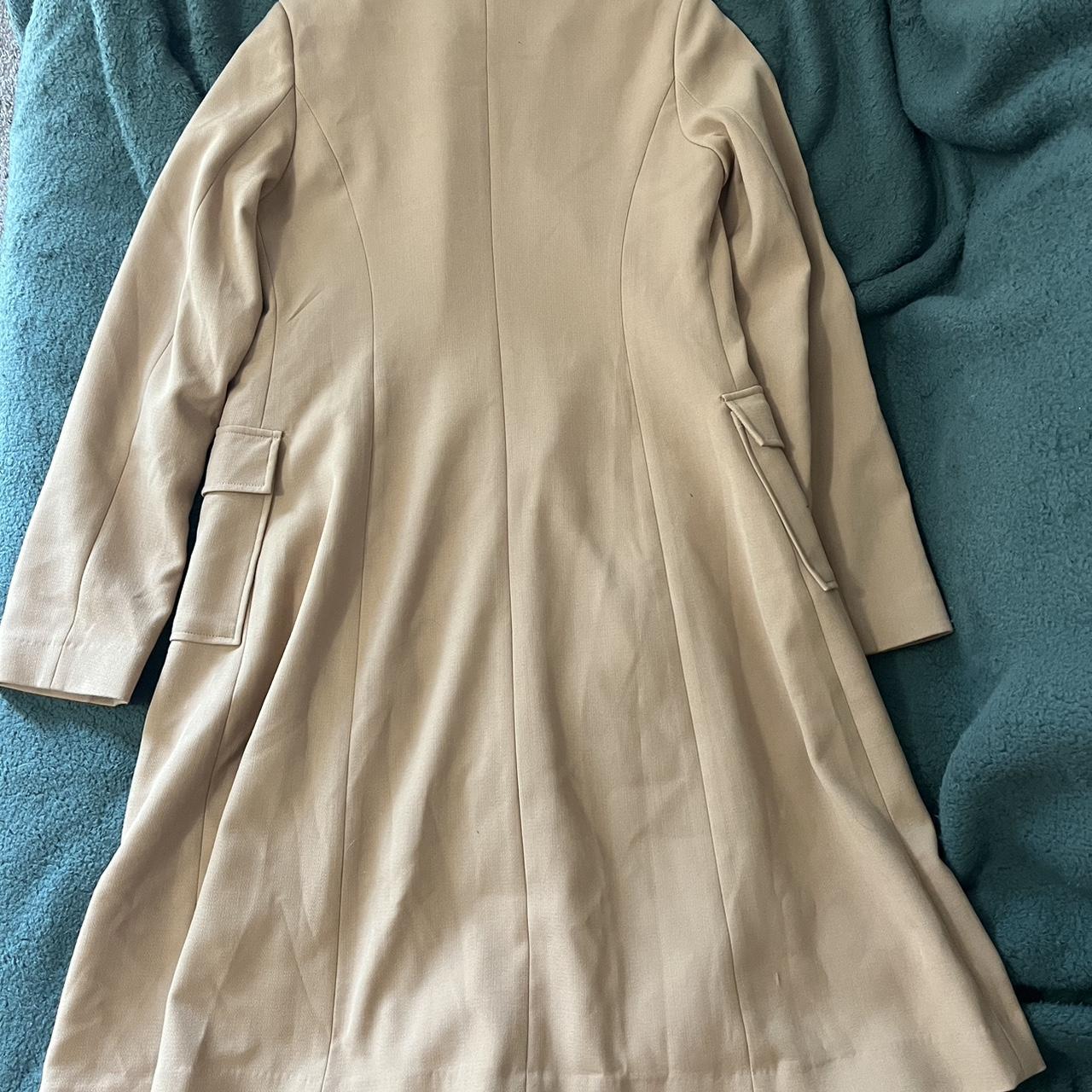 Forever 21 Women's Tan Coat | Depop