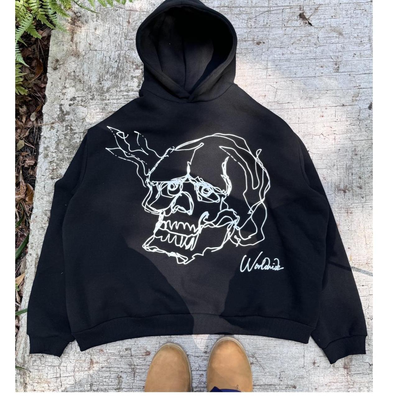 Boxy cropped skull hoodie Size (xl) fits OVERSIZED... - Depop