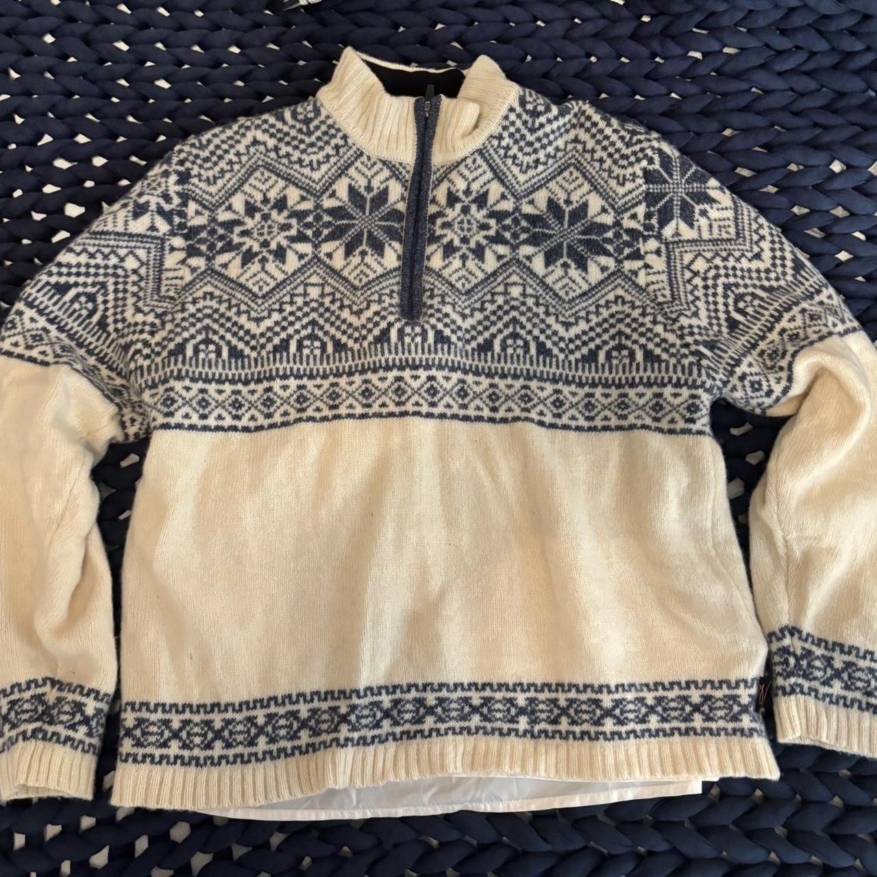 Après ski quarter zip Couple of minor holes in one... - Depop