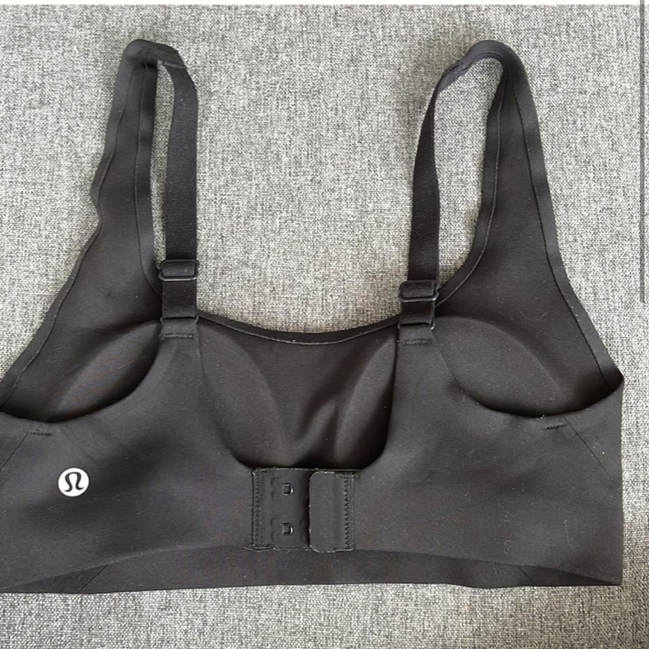 Lululemon In Alignment Bra Sz 4 A/B cup in... - Depop