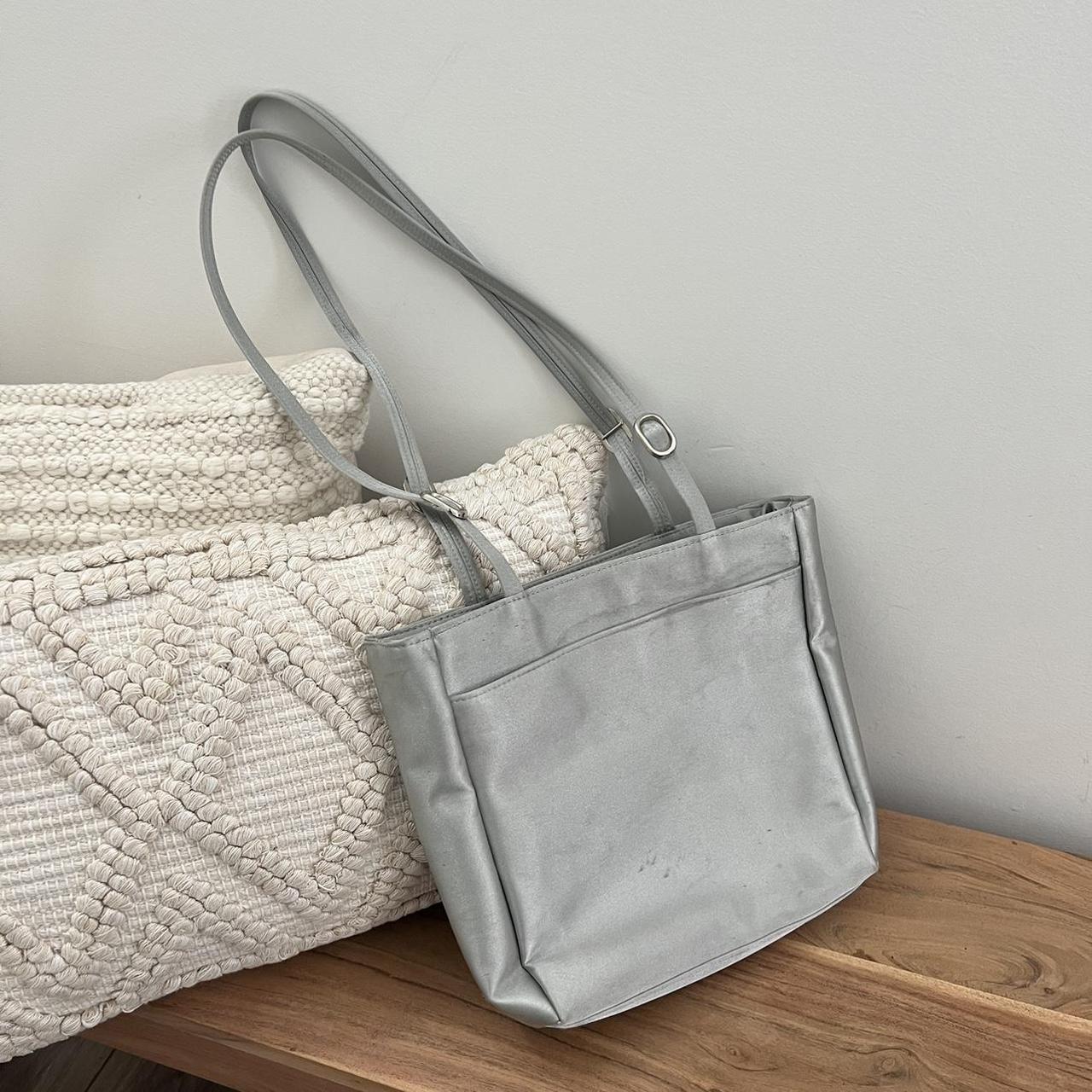 90s vintage silver boxy shoulder bag 🪩 width... - Depop