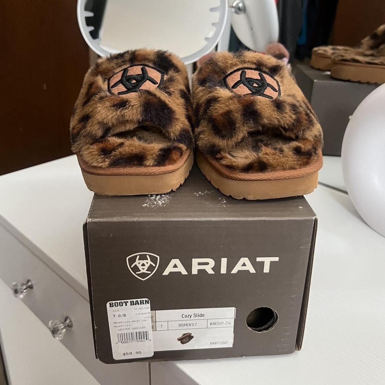 ariat cozy slides worn once comes with box if you... | Depop