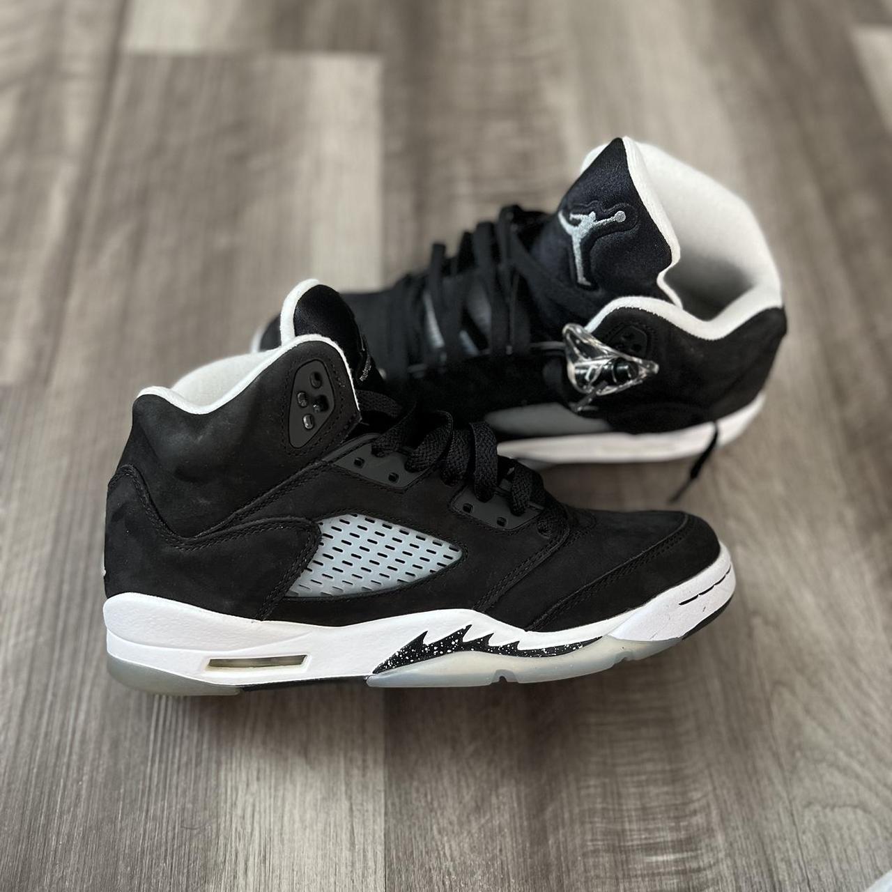 6.5Y=8 women Jordan 5s Retro Oreo Like new -worn... - Depop