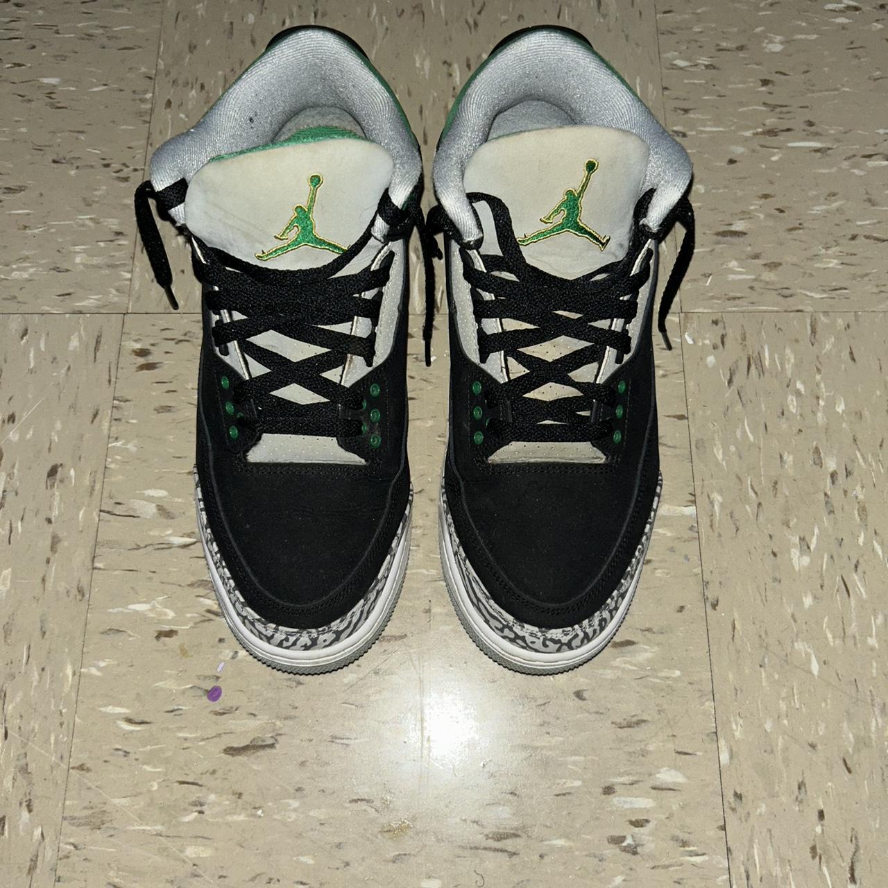 Pine green Jordan 3s (used) no box calm condition... - Depop