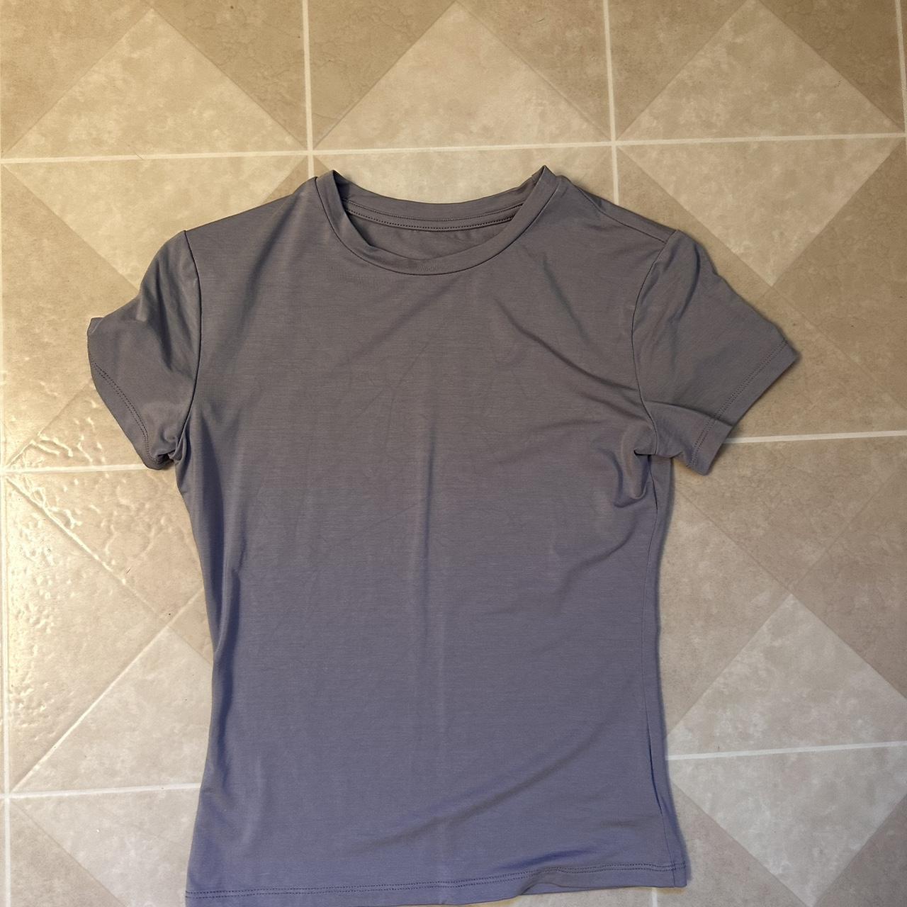 Amazon skims dupe light grey size small - Depop
