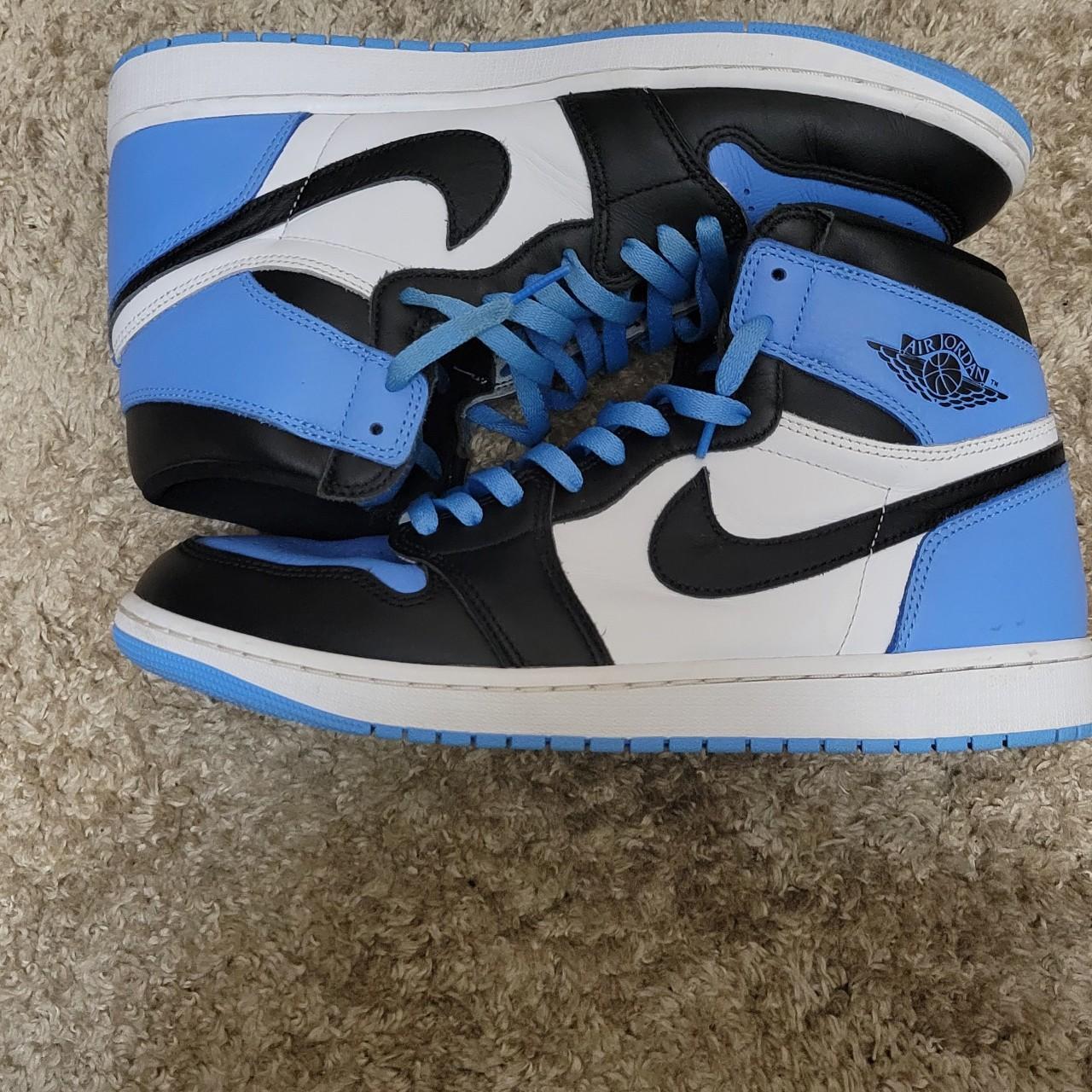 OG 'UNC TOE' Jordan 1s Size 12 but fits 11.5 Wore... - Depop