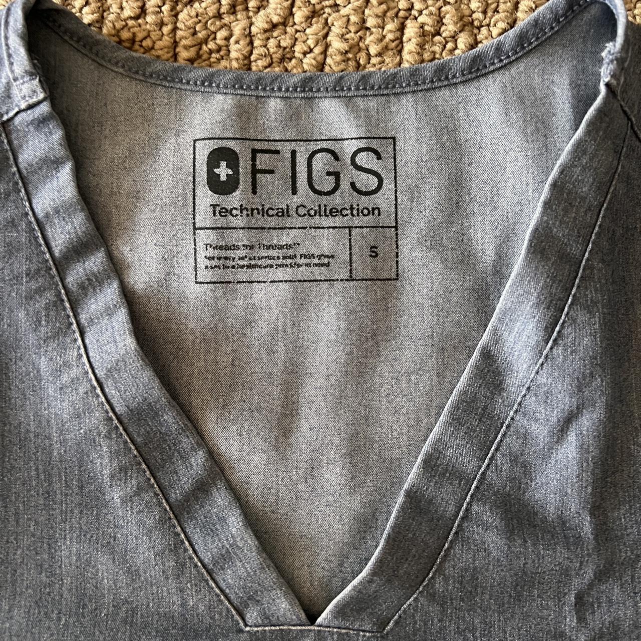 Figs scrubs set (graphite). Casma S top and Zamora... - Depop