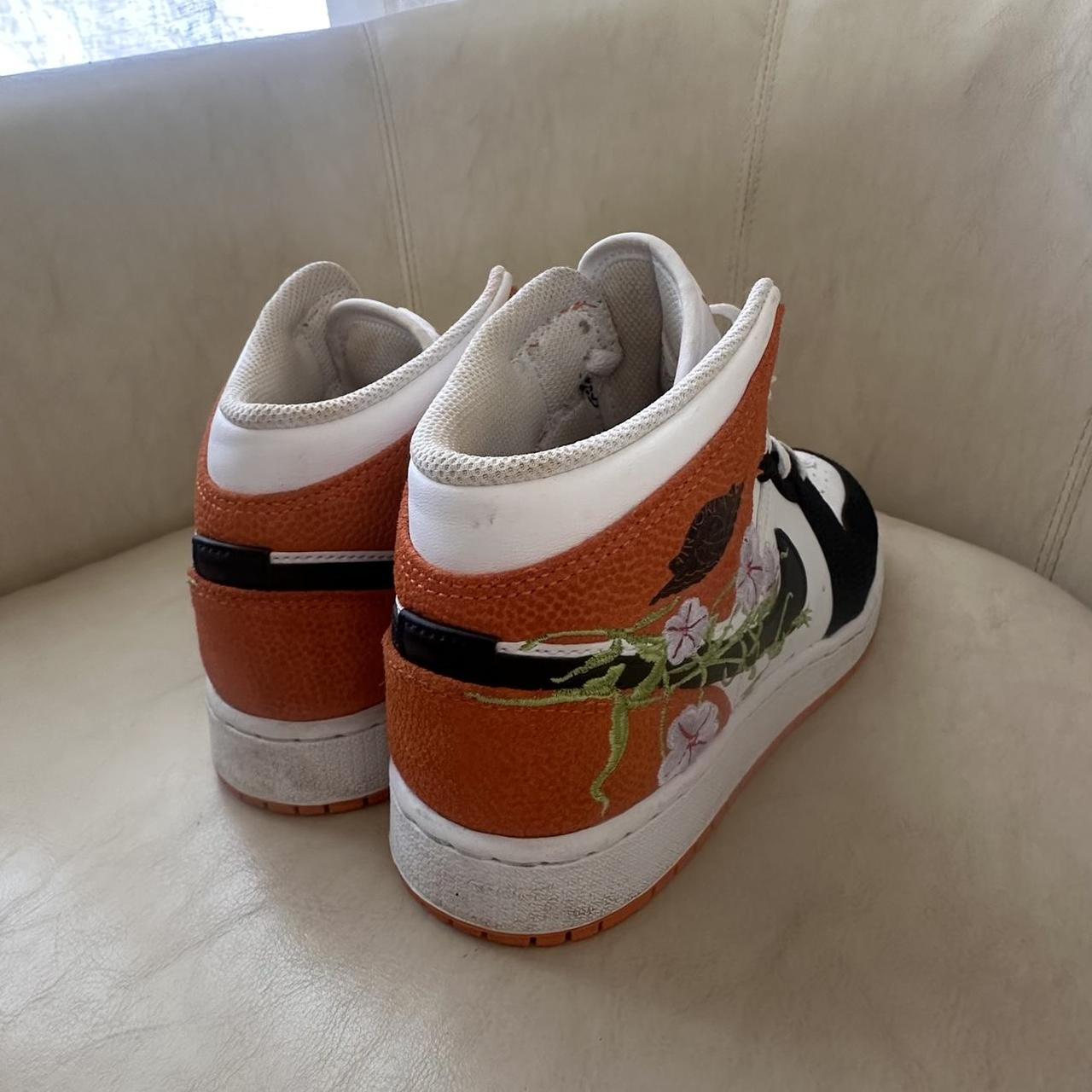 Air Jordan 1 Mid -stitching details 😻 -super cute... - Depop