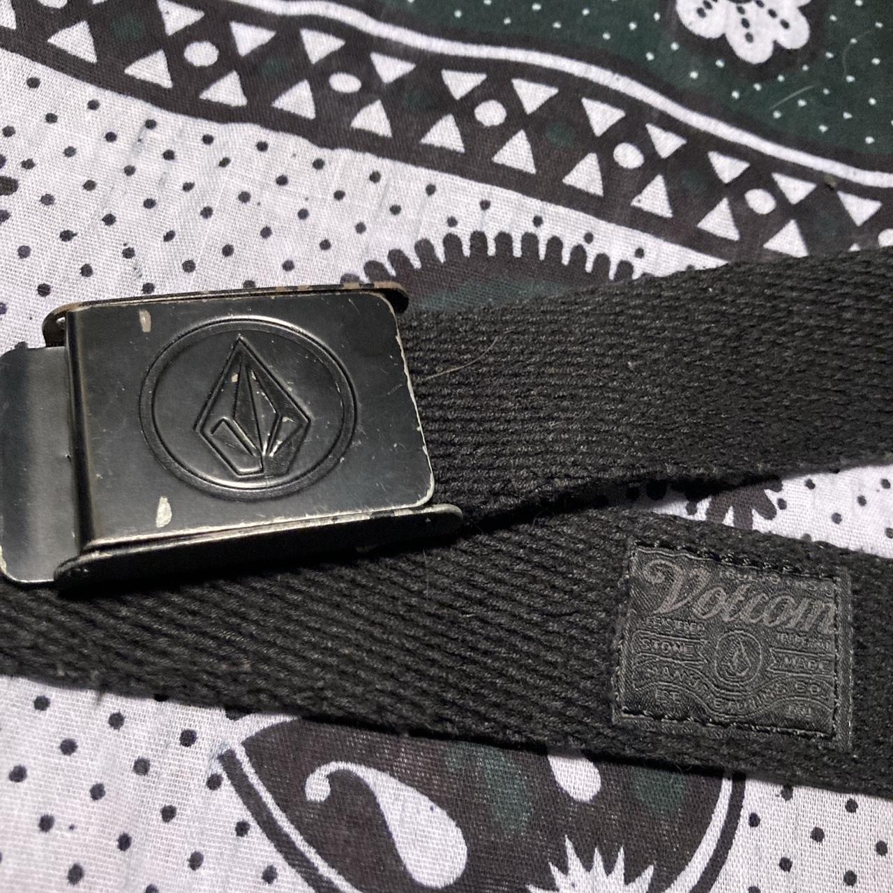 Volcom black belt with a silver buckle #skate... - Depop