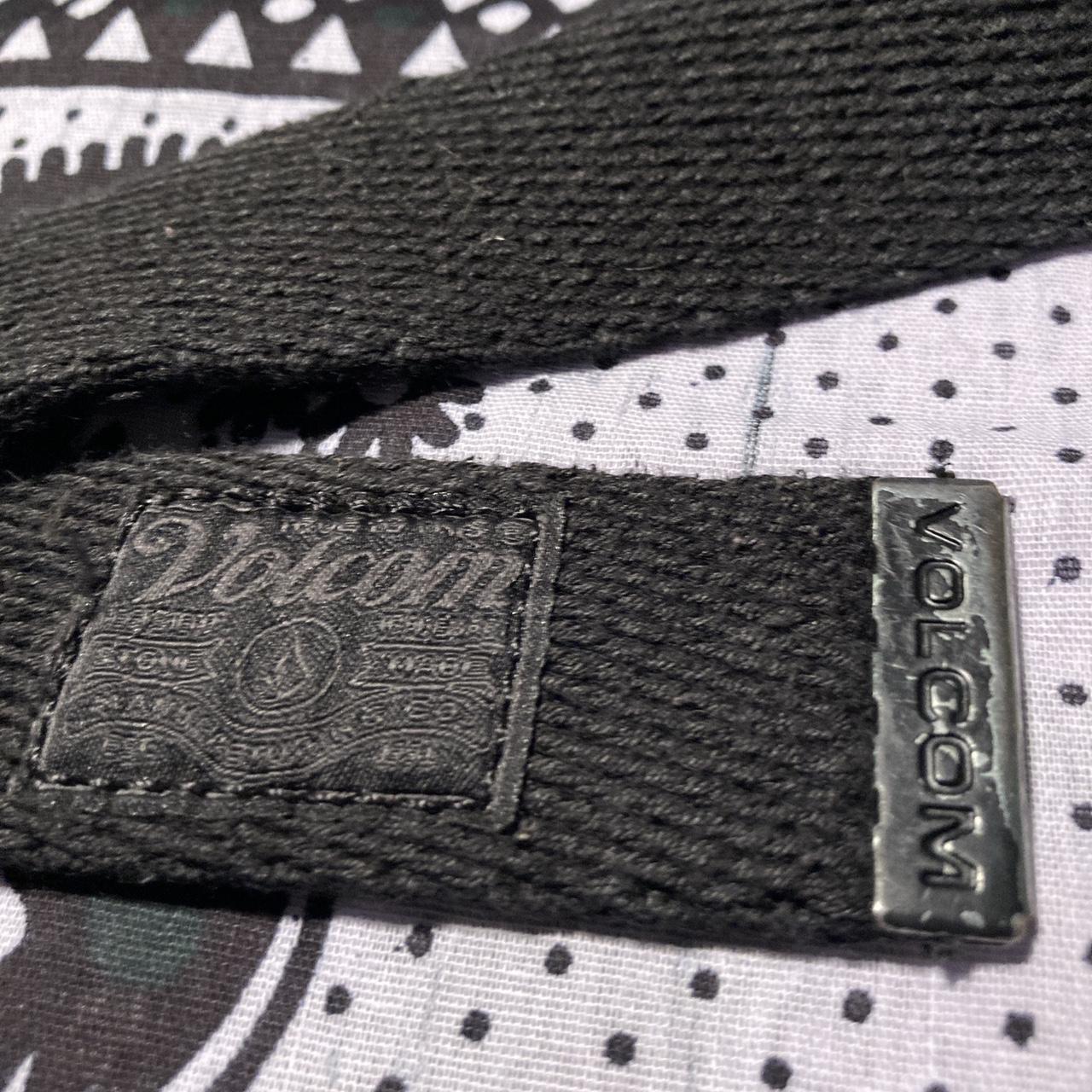 Volcom black belt with a silver buckle #skate... - Depop
