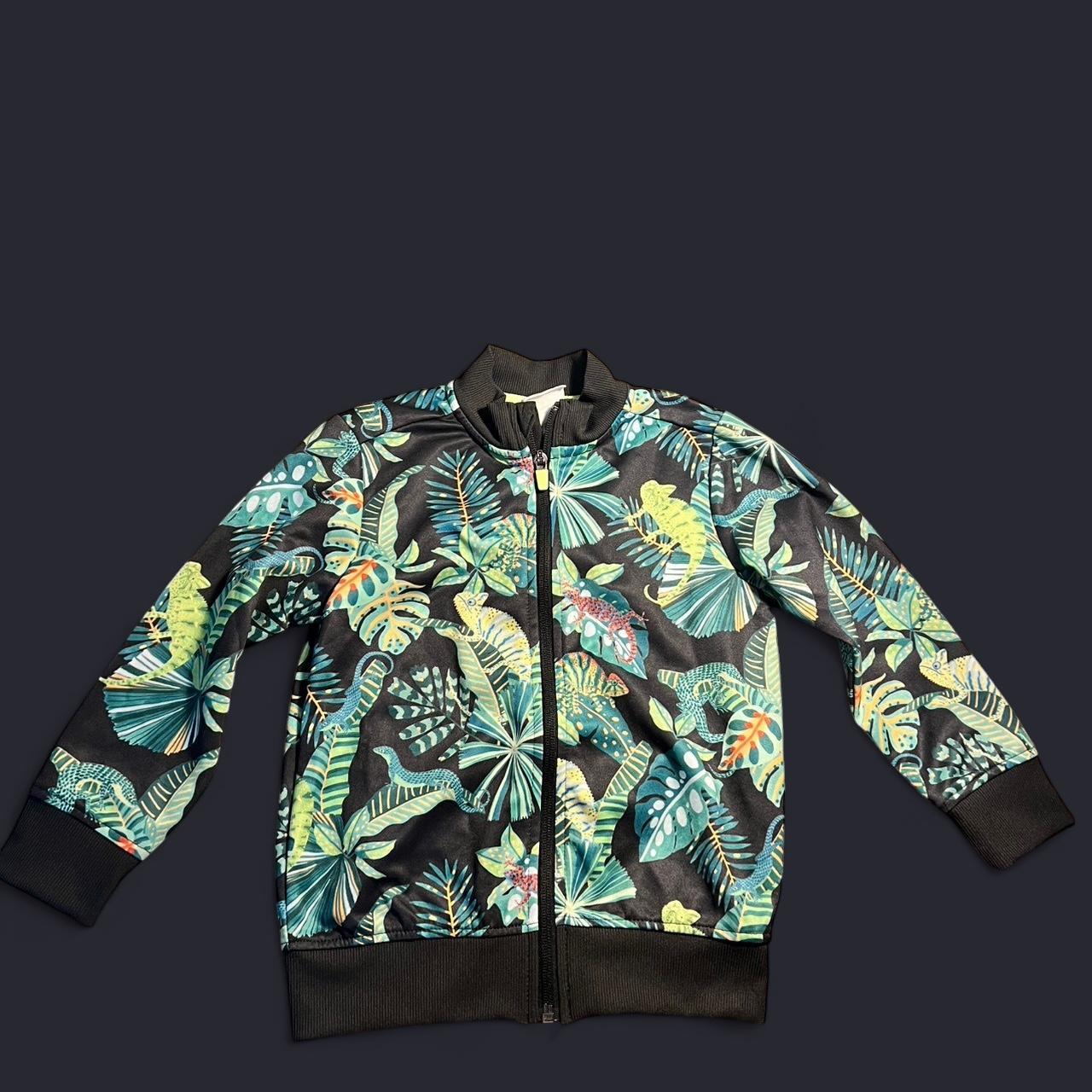 green and black jungle gecko zip-up jacket... | Depop