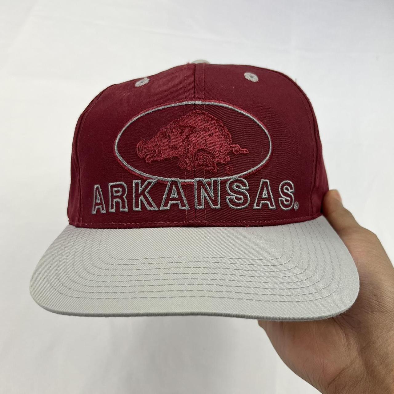 90s ARKANSAS RAZORBACKS LOGO SNAPBACK EMBROIDERED... - Depop