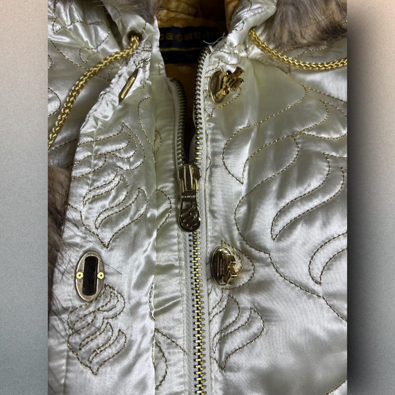 ⚜️ Rare Rocawear puffer jacket with fur hood and pom... - Depop