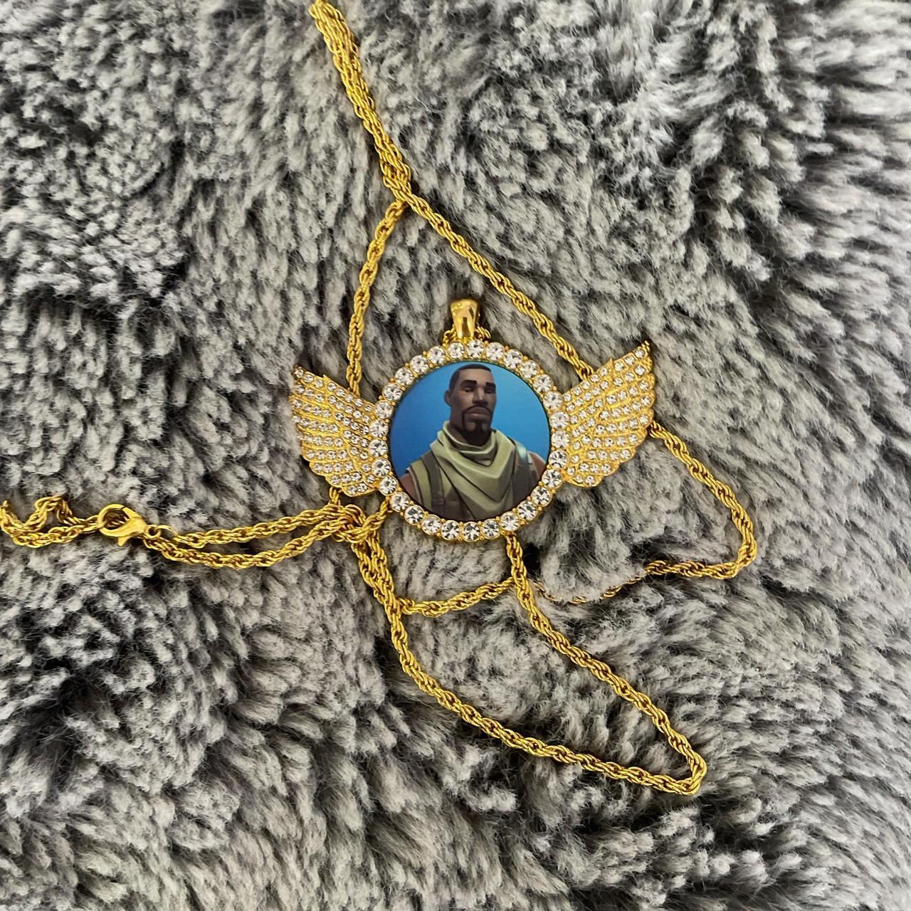 Fortnite sigma gold chain diamonds - Depop