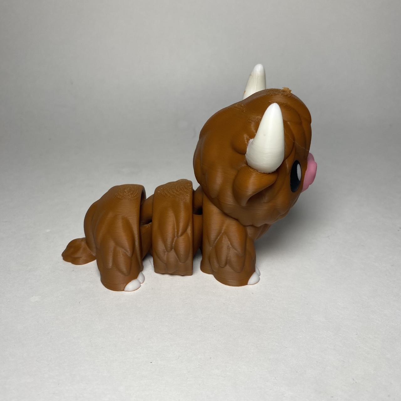 Highland Cow fidget toy / figurine 3D printed on... | Depop