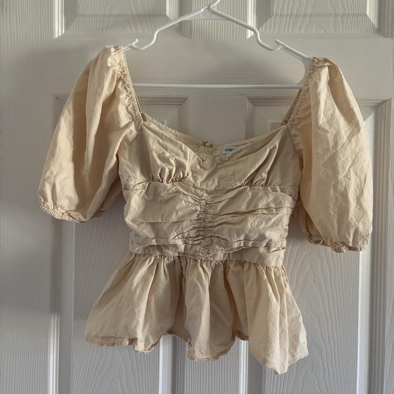 cream top - Depop