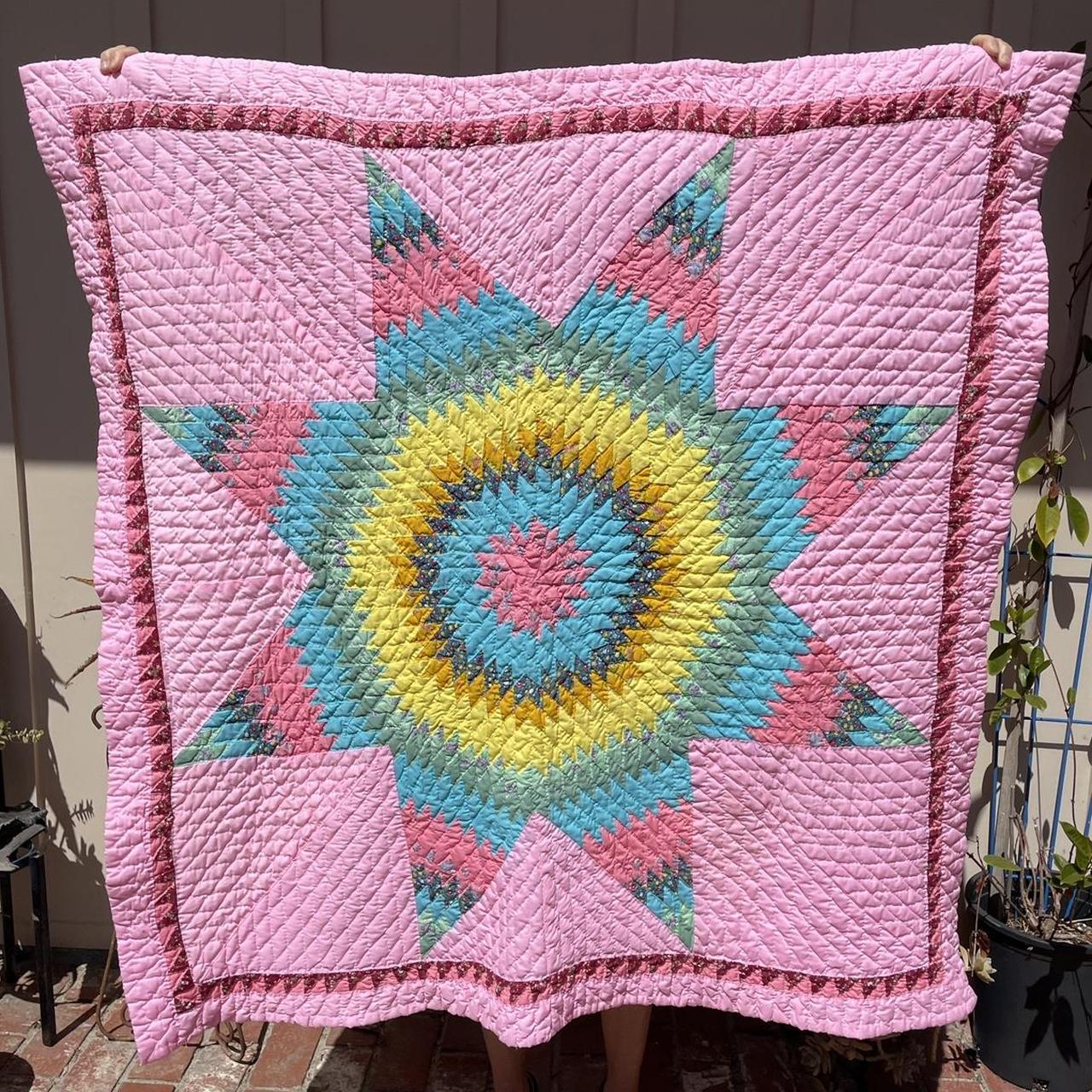 🕸💖Handmade Spikey Star Quilt Wall Hang🌈🌷 Wowza wow... - Depop