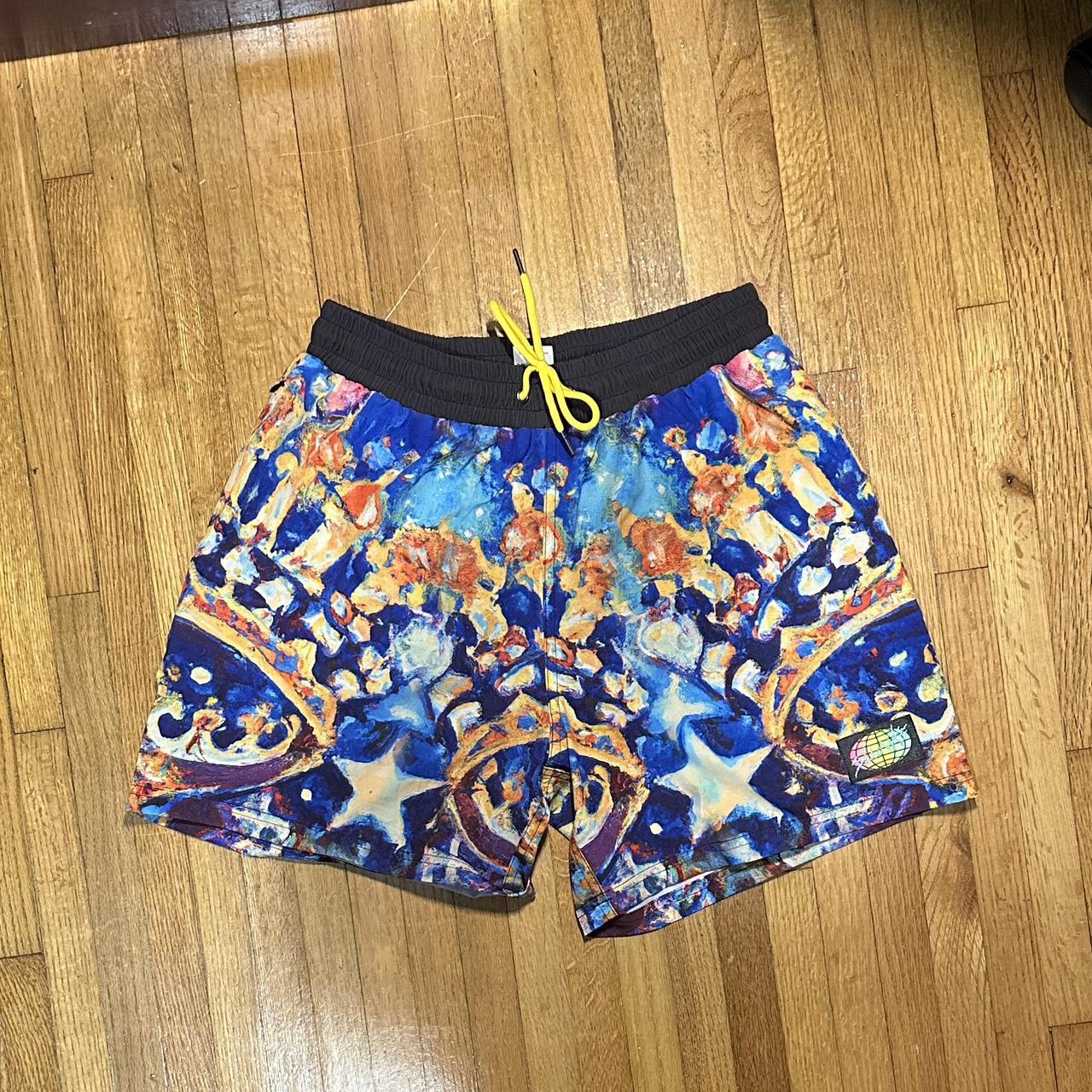 Star crowns #slunk #slunks - Depop