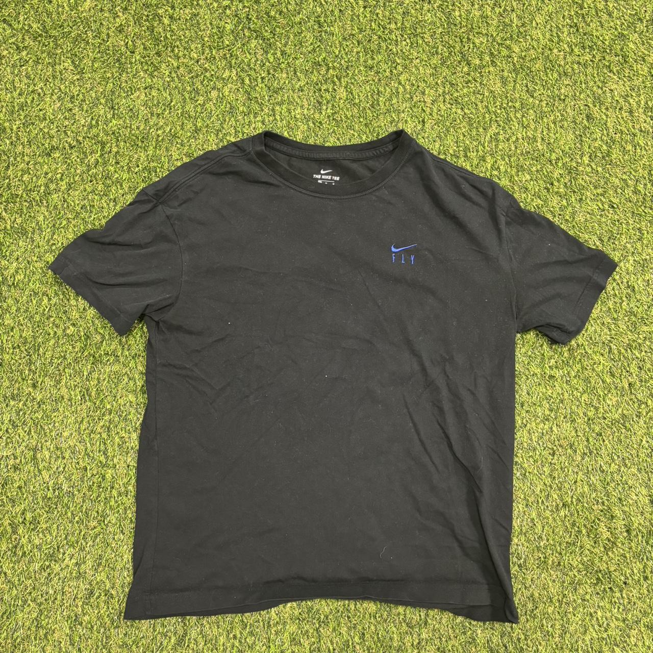 Nike fly tee Size - M Condition - perfect... - Depop