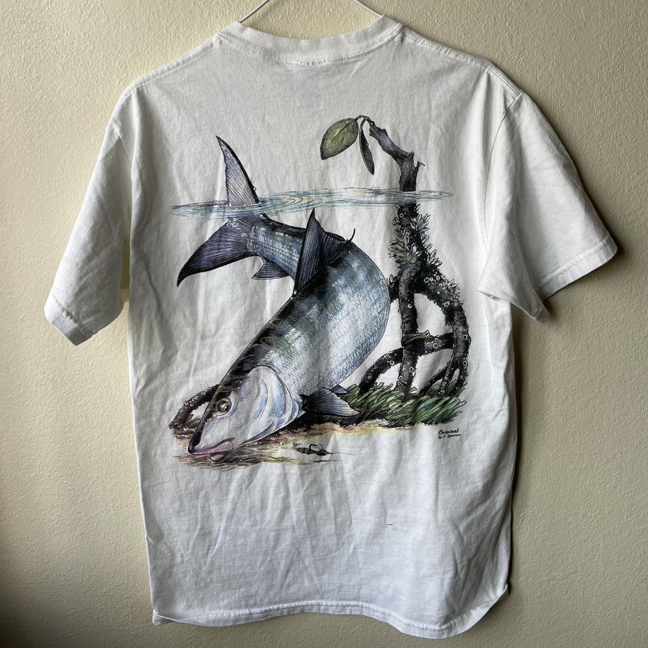 Y2K fish pocket T. Big back hit. - Depop