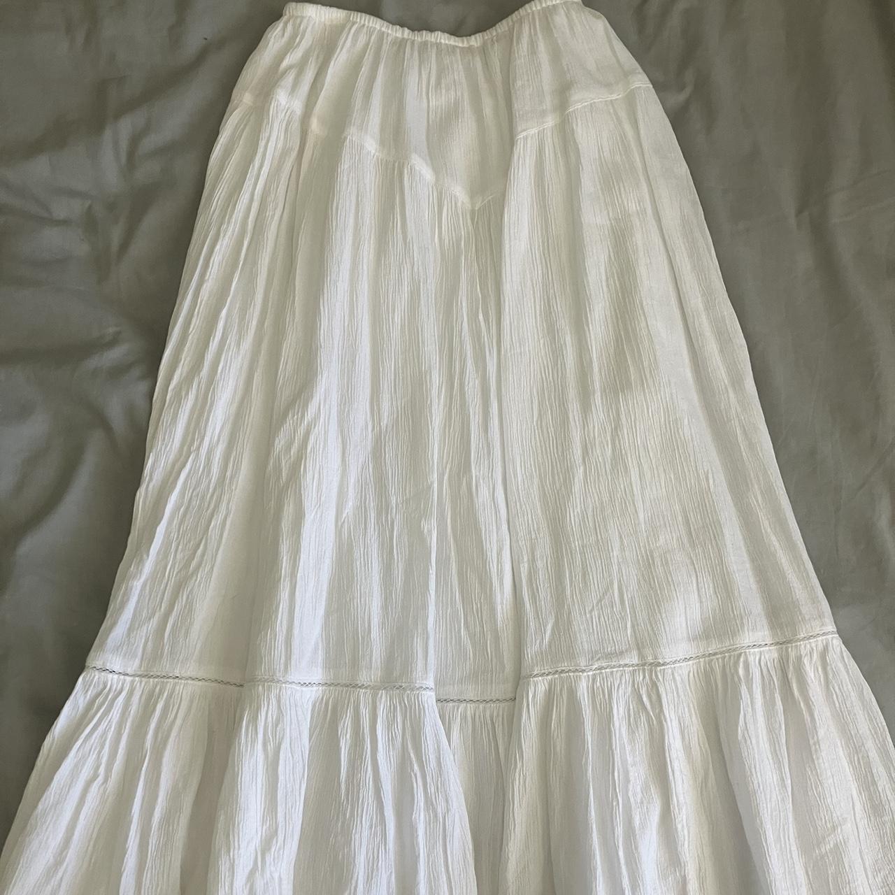 aerie flowy white long skirt, brand new with tags... - Depop