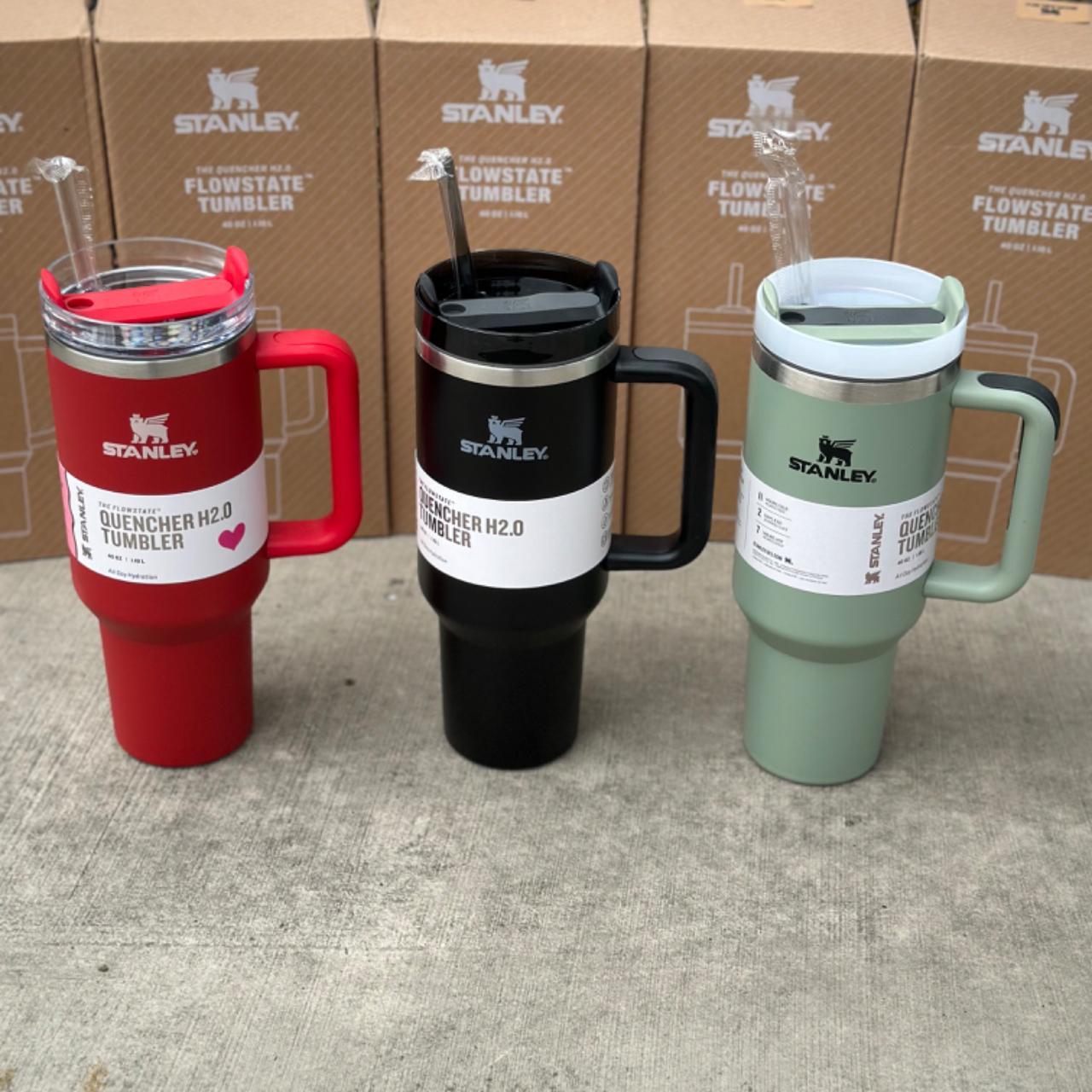 Stanley 40oz Quencher H2.0 Tumbler (Red) Comes with... - Depop