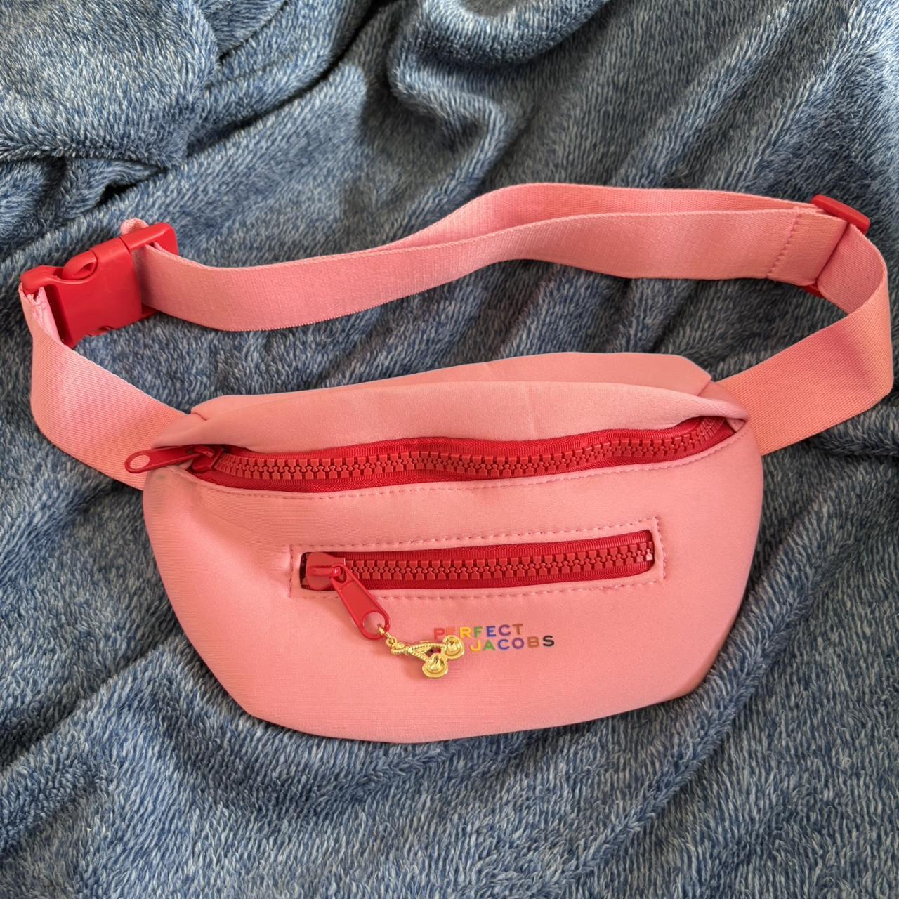 Marc Jacob’s fanny pink fanny pack. Never used | Depop