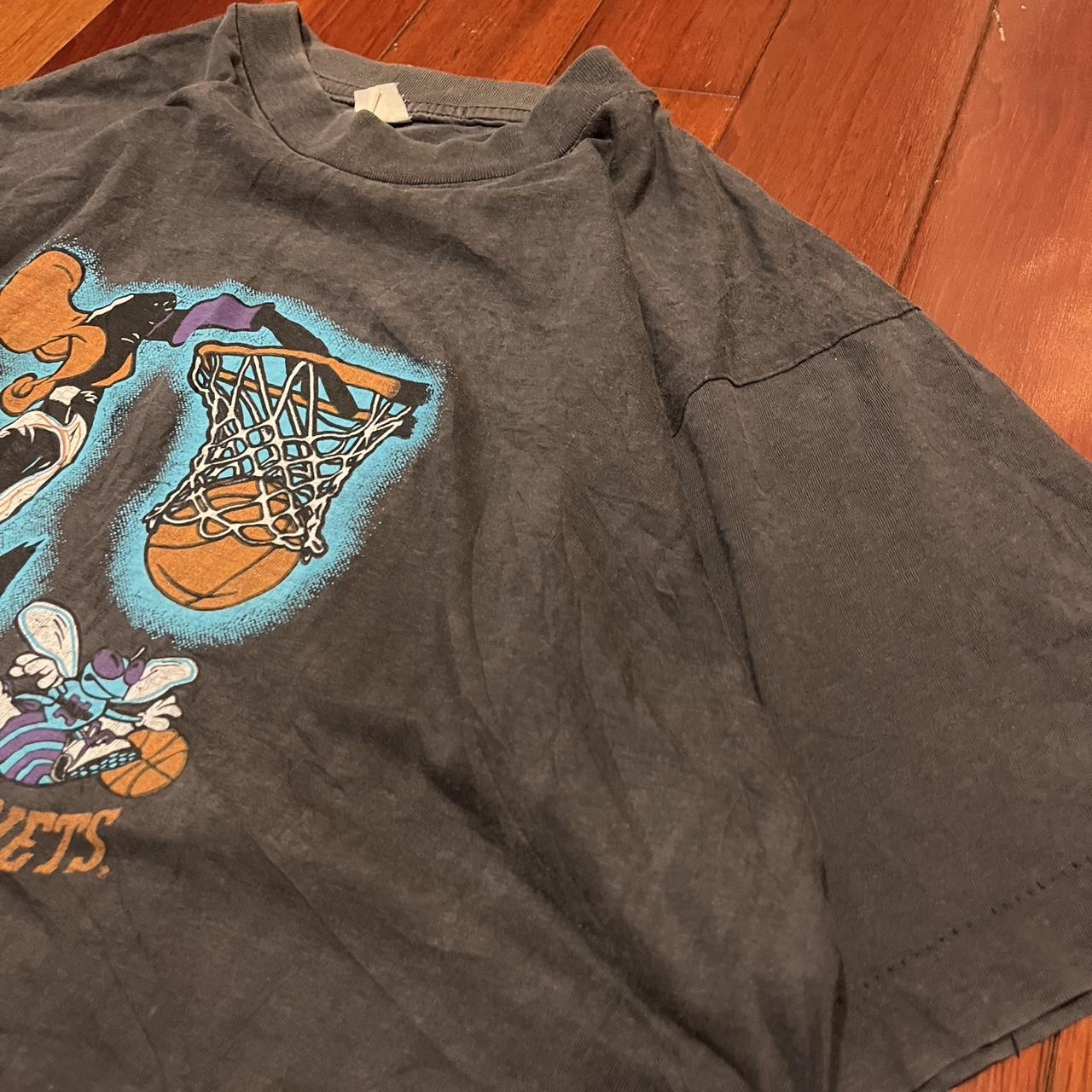 vintage 1994 Looney Tunes Daffy Duck Charlotte... | Depop