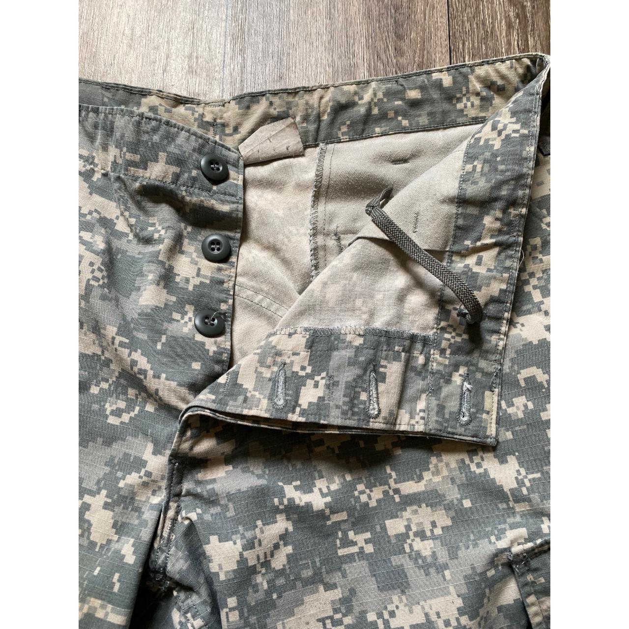 US ARMY DIGITAL CAMOUFLAGE CARGO PANTS MENS SIZE... - Depop