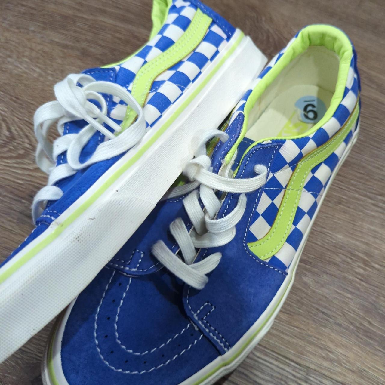 Vans old school check. Sick find! New no tag find... - Depop