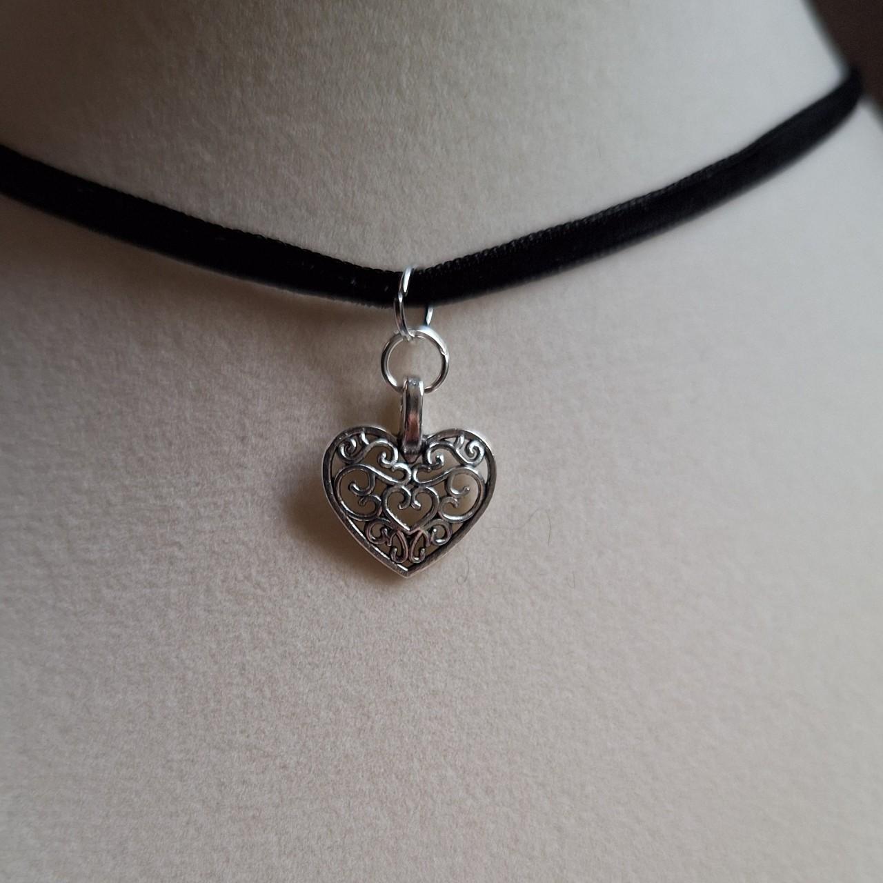Handmade Heart themed Chocker Brand new made by me... | Depop