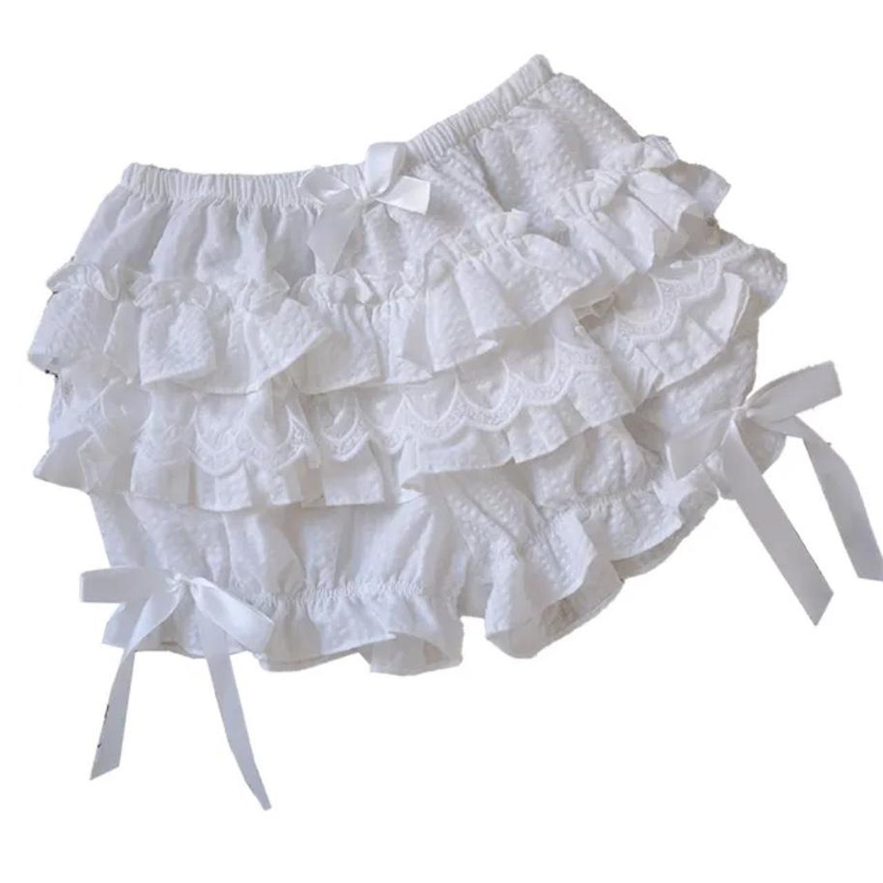 Bloomers 🕊️ white frilly ruffle shorts! - Depop