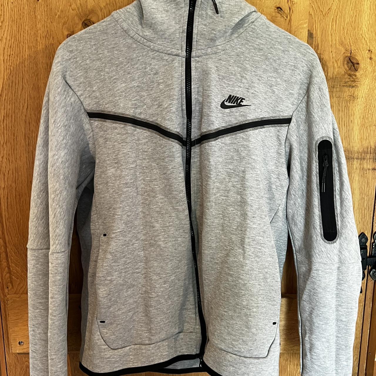 Grey Nike tech full tracksuit like new - Depop
