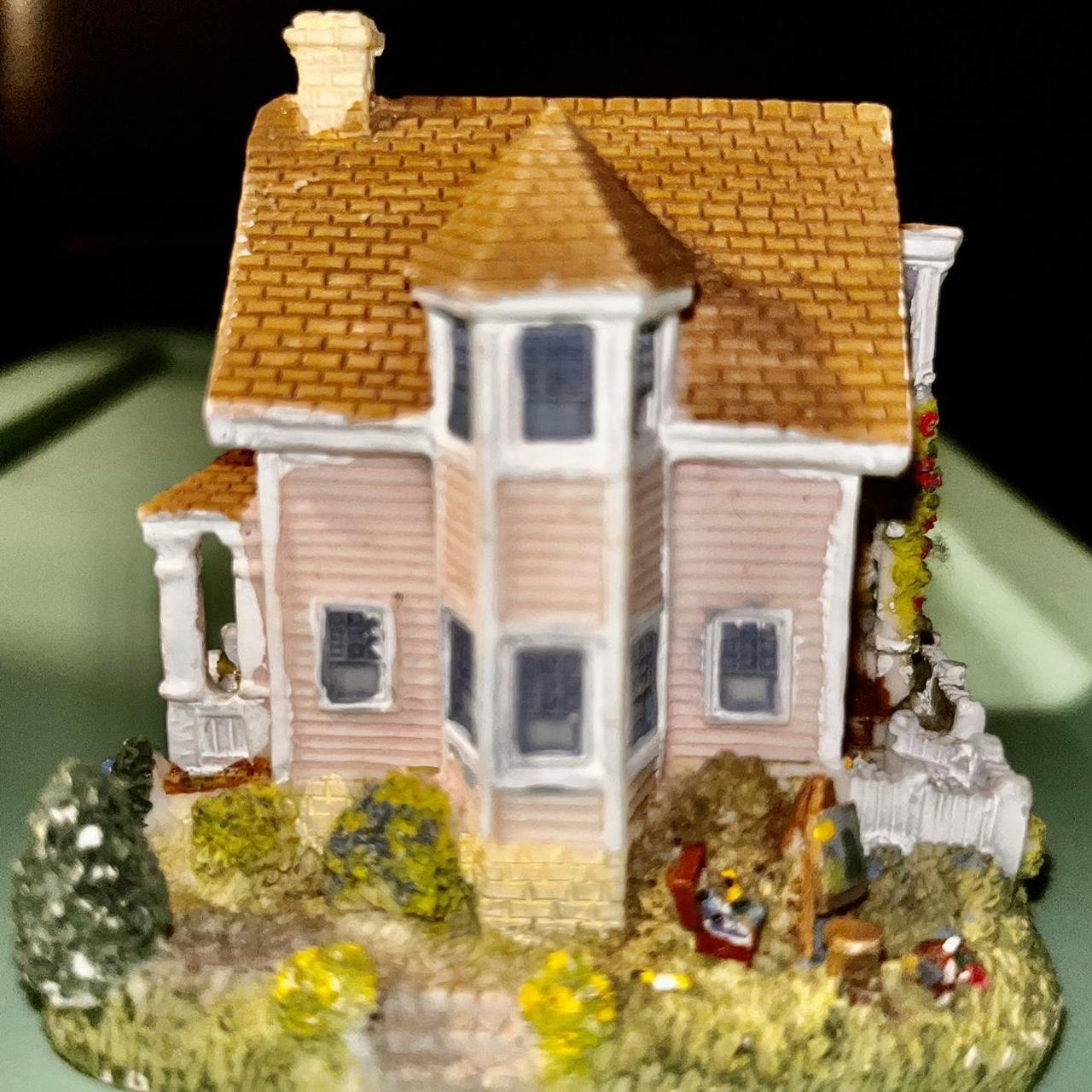 HOME OF ARTIST Annabelle Phillips Vintage An... | Depop