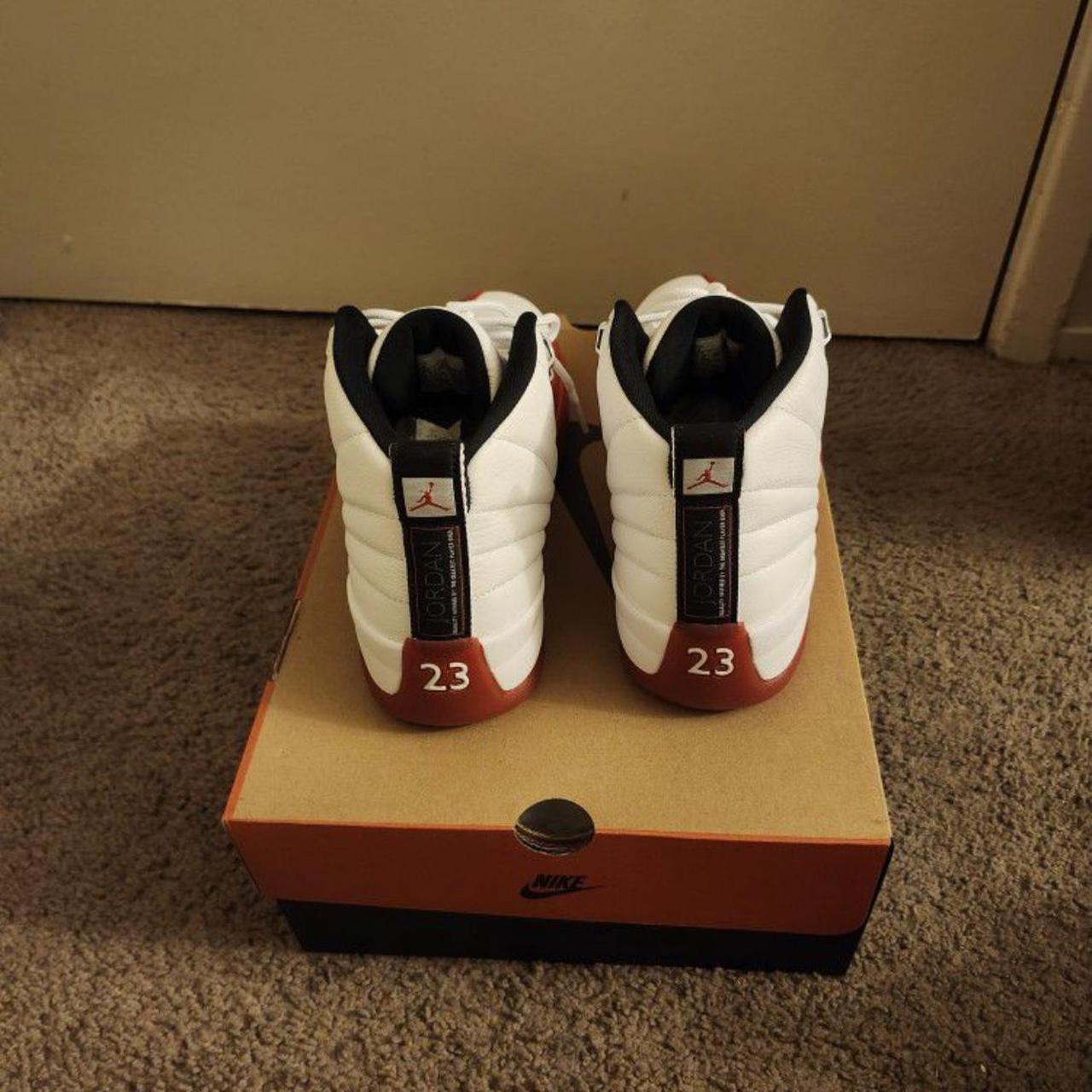 Jordan 12 with box 10.5 - Depop